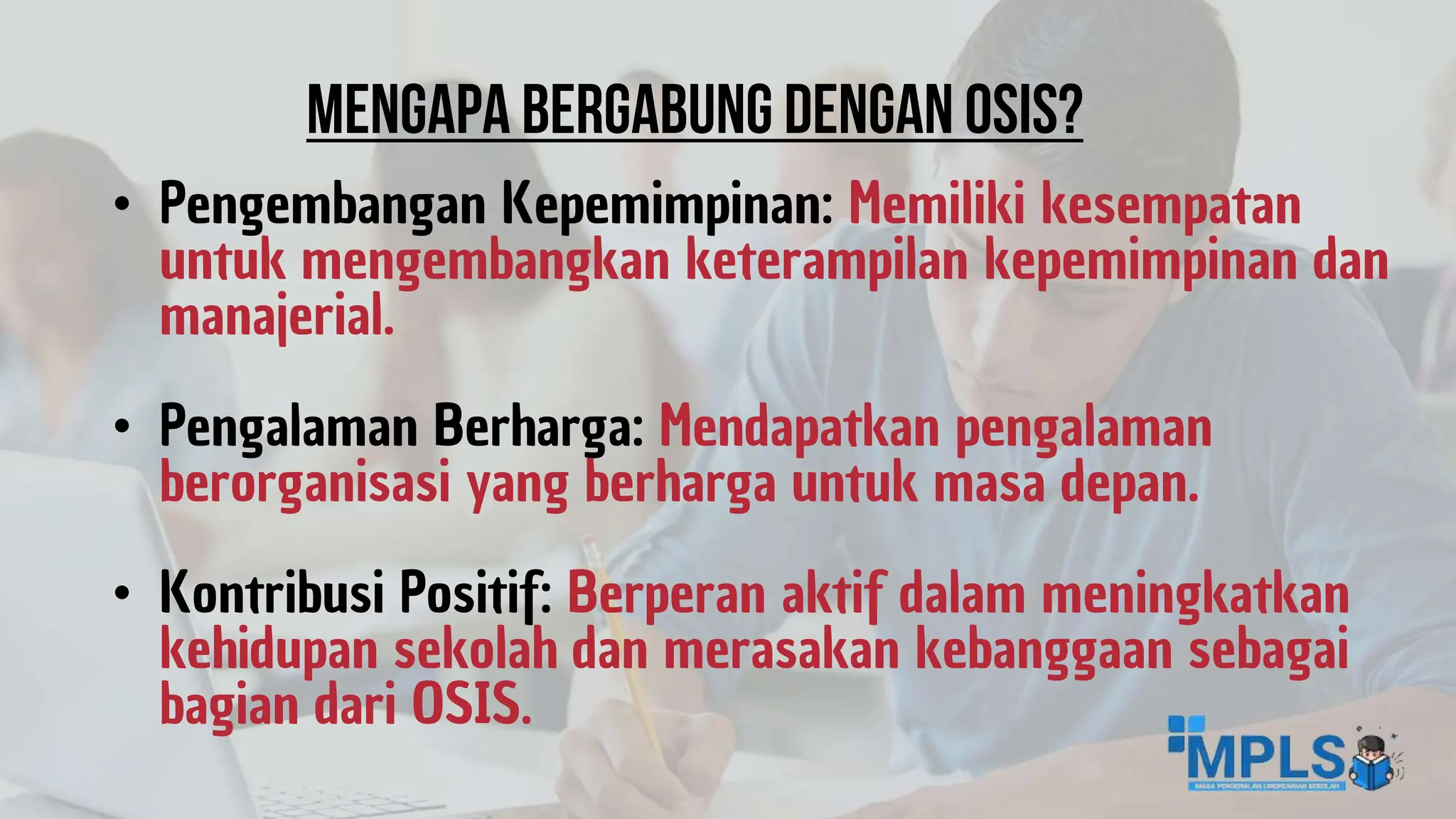 PENGENALAN OSIS DAN EKSTRAKURIKULER - Presentasi.pptx