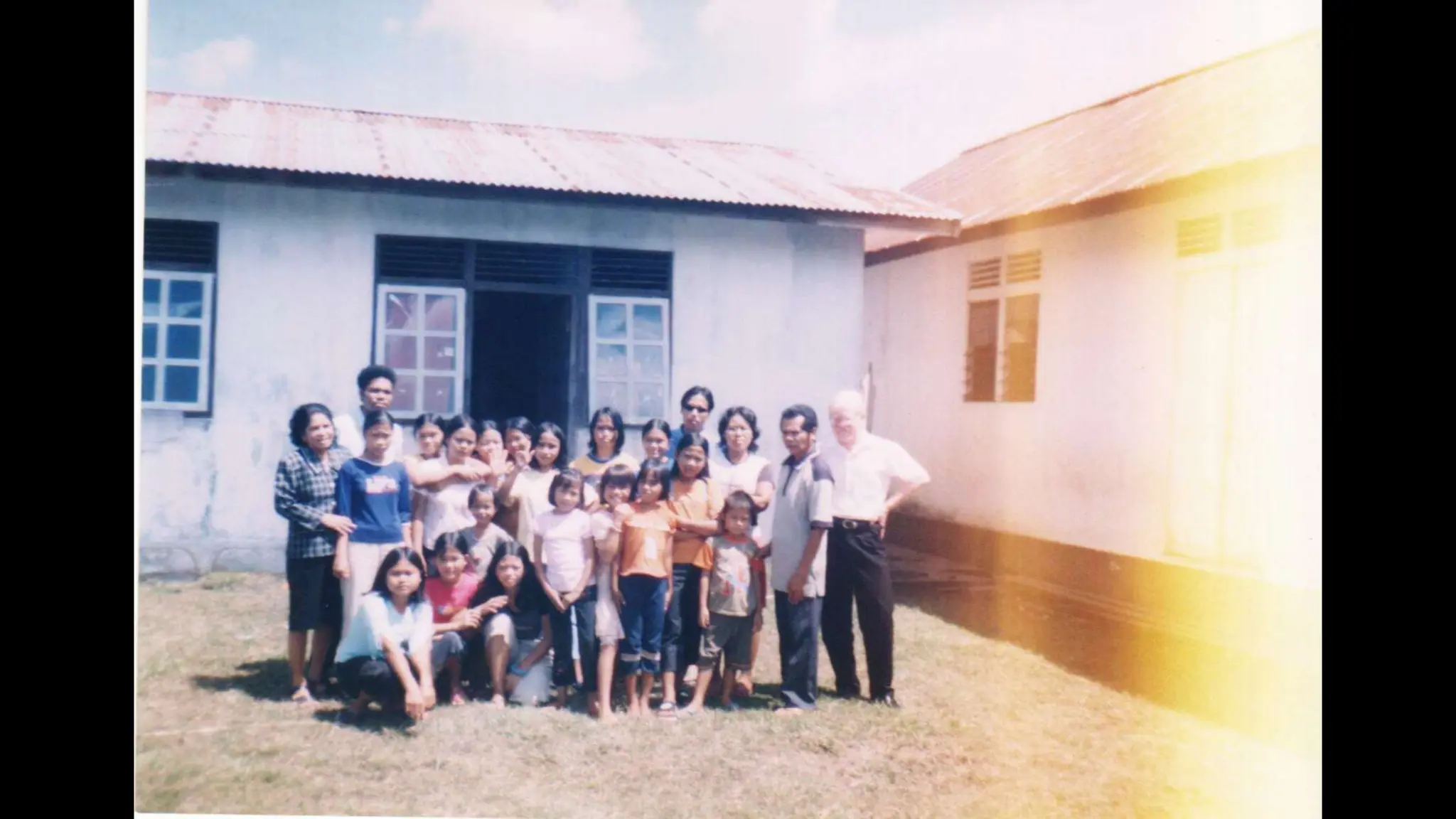 Sejarah berdirinya & Perjalanan gkti nafiri Sambas.pptx