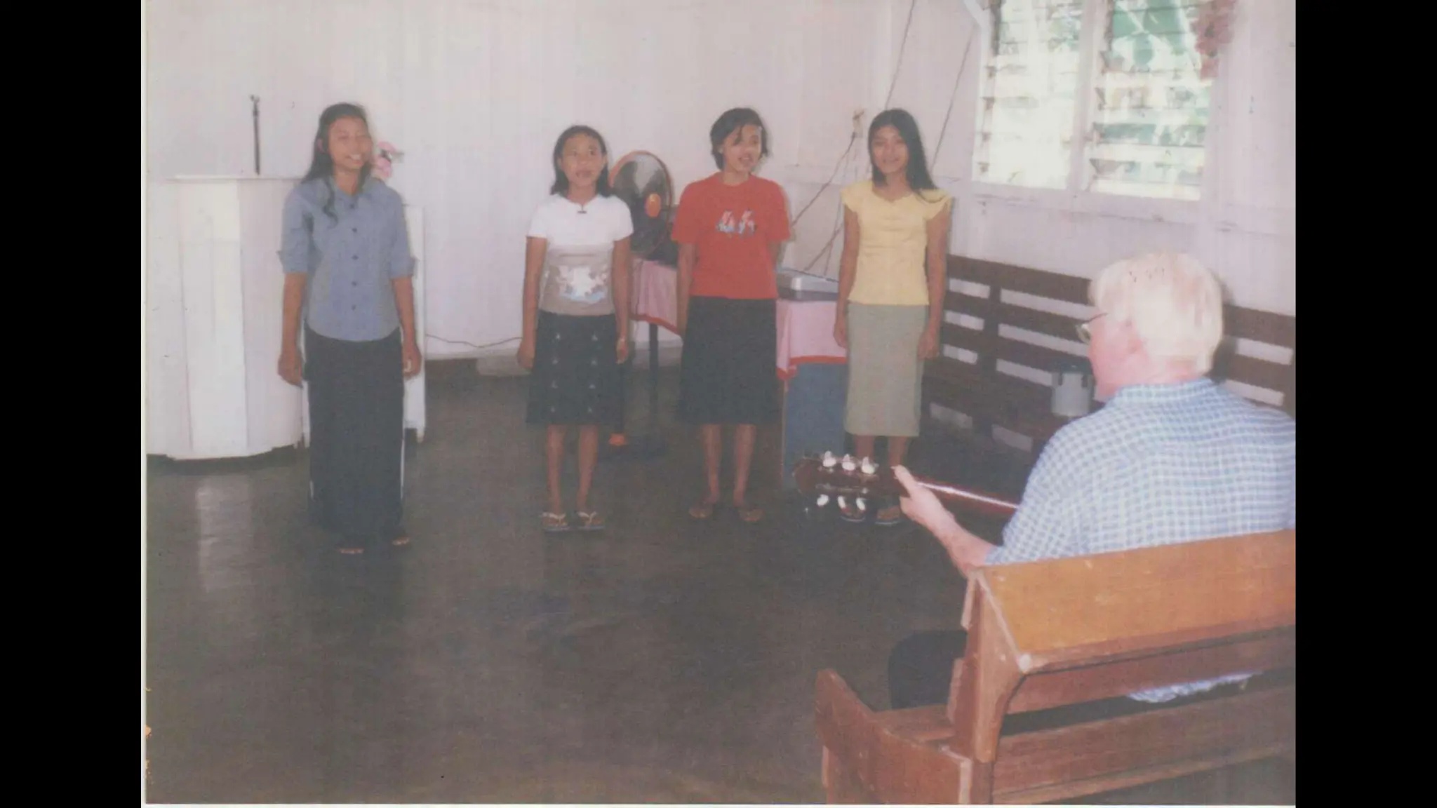 Sejarah berdirinya & Perjalanan gkti nafiri Sambas.pptx