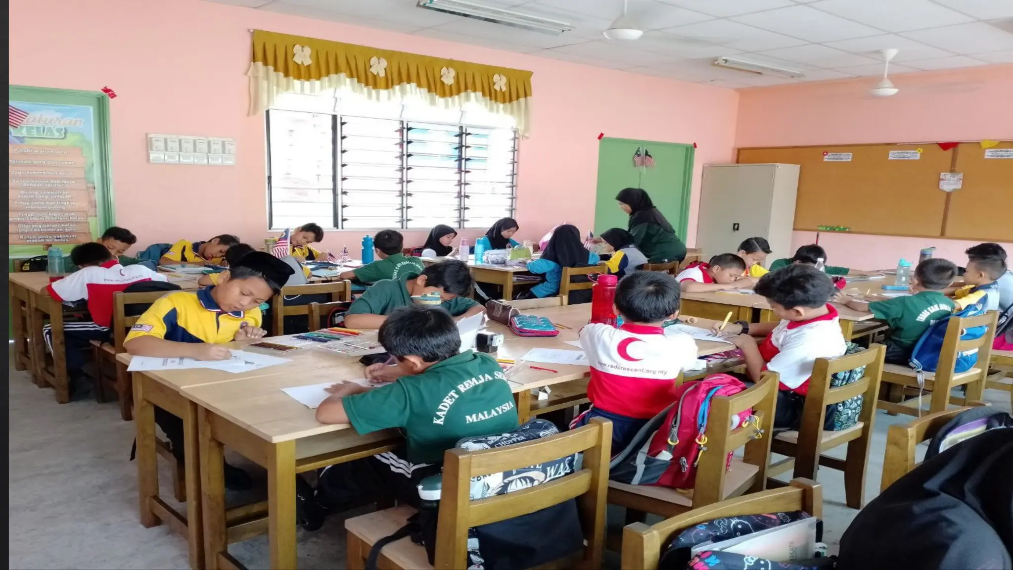 Persembahan Pentomin Bahasa melayu sekolah rendah | PPTX
