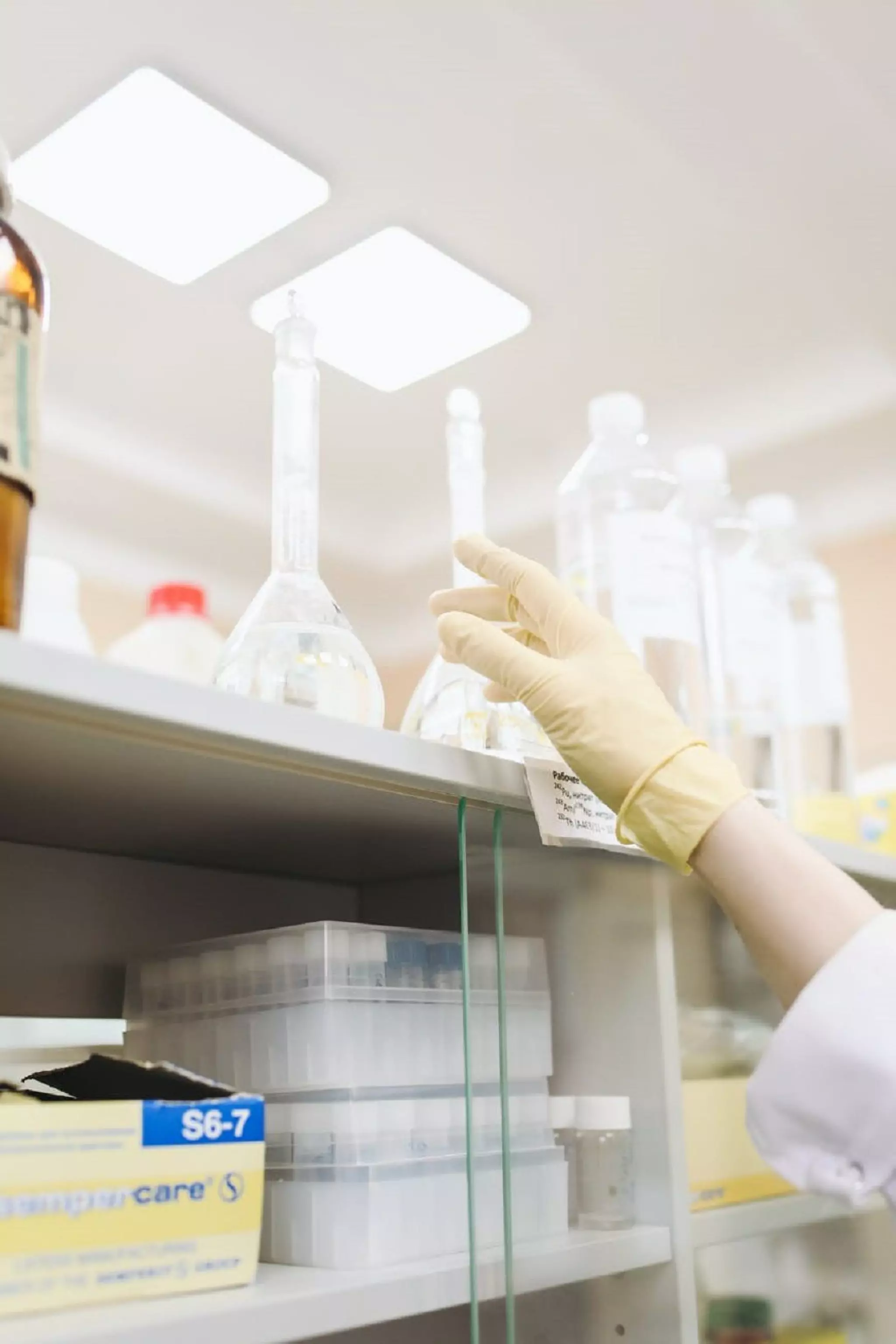 Volumetric flask used to prepare solutions | PDF
