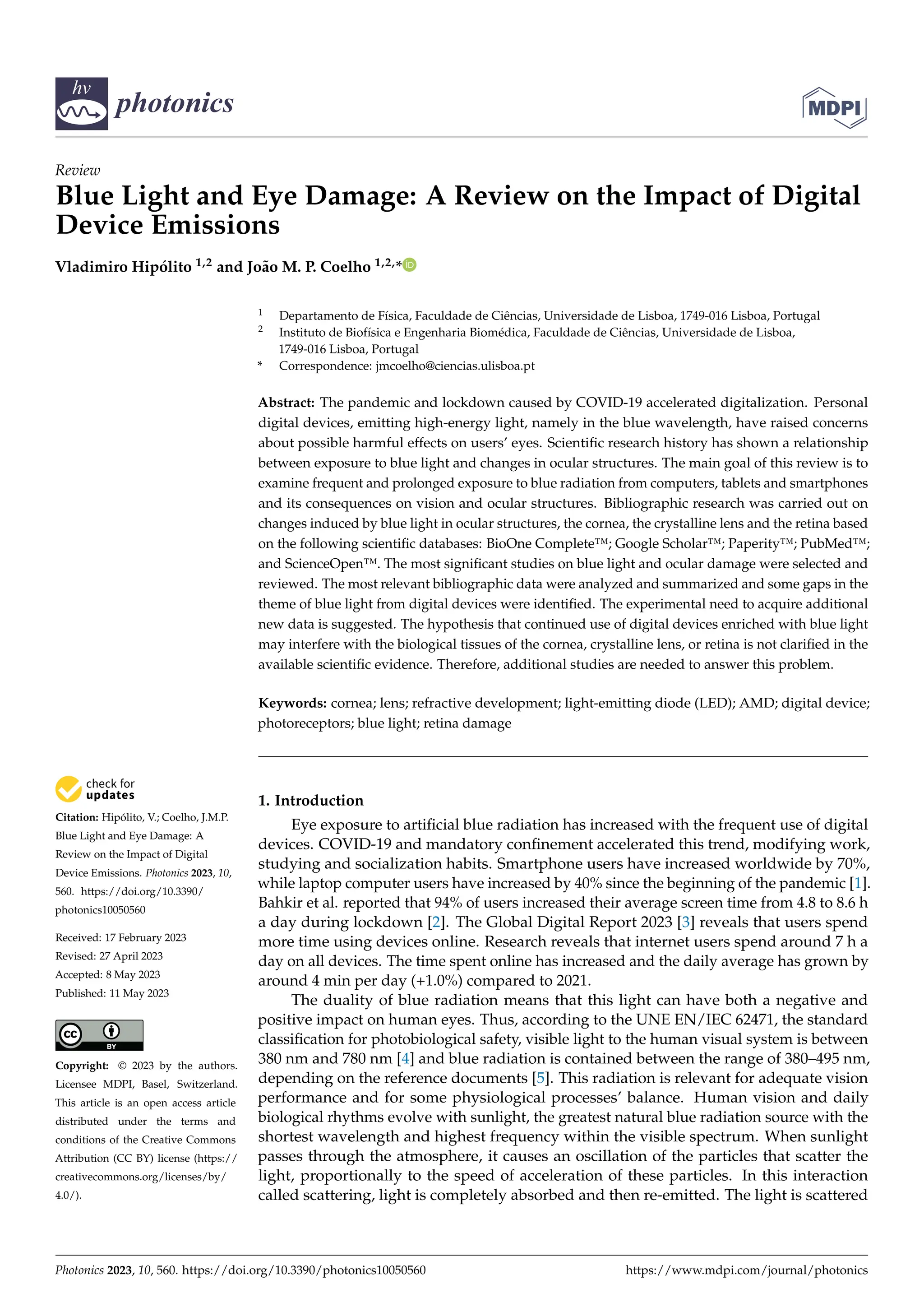 Digital light effects on the eye and refractive errors | PDF