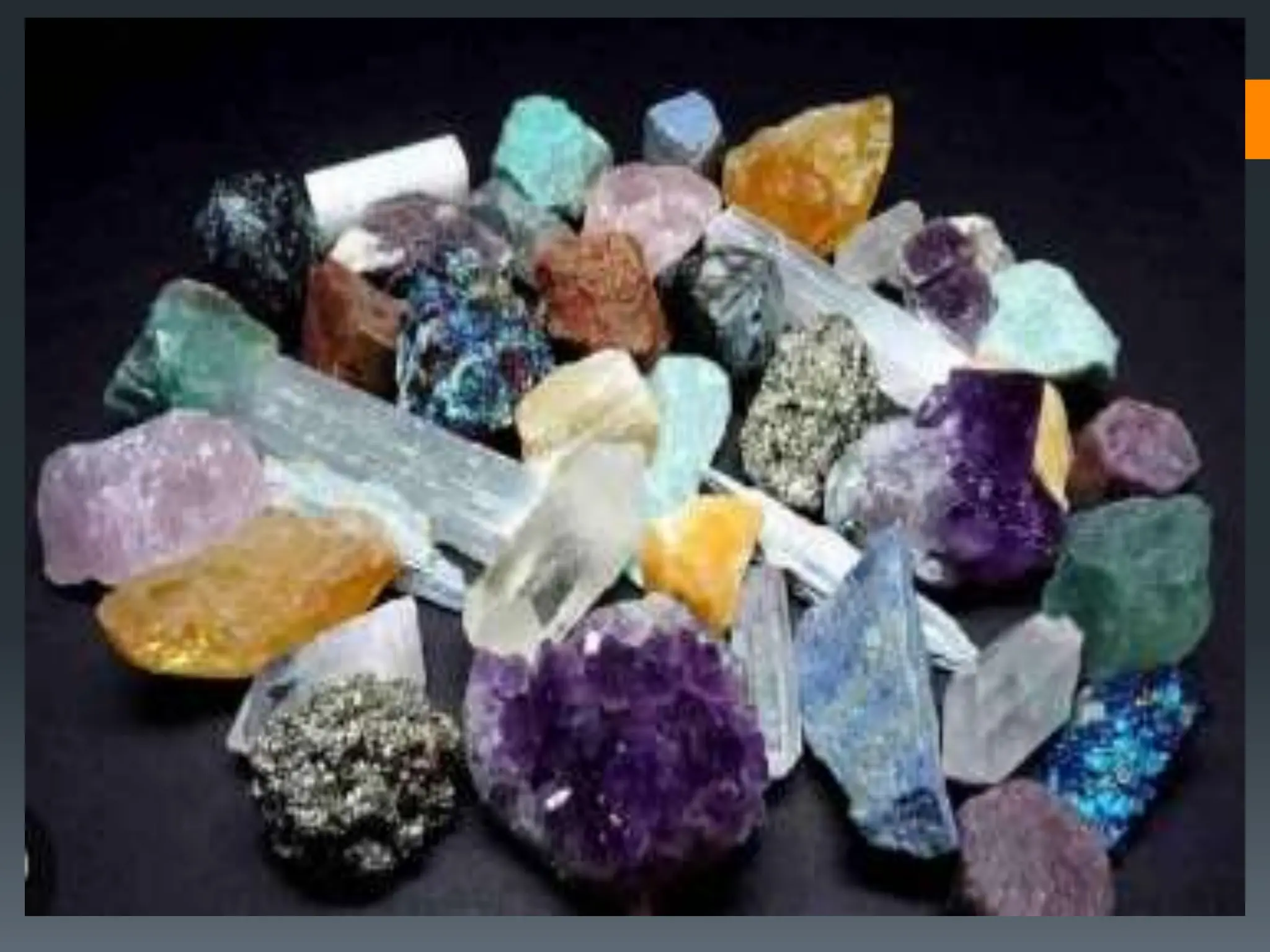PHYSICAL-AND-CHEMICAL-PROPERTIES-OF-MINERALS-1.pptx