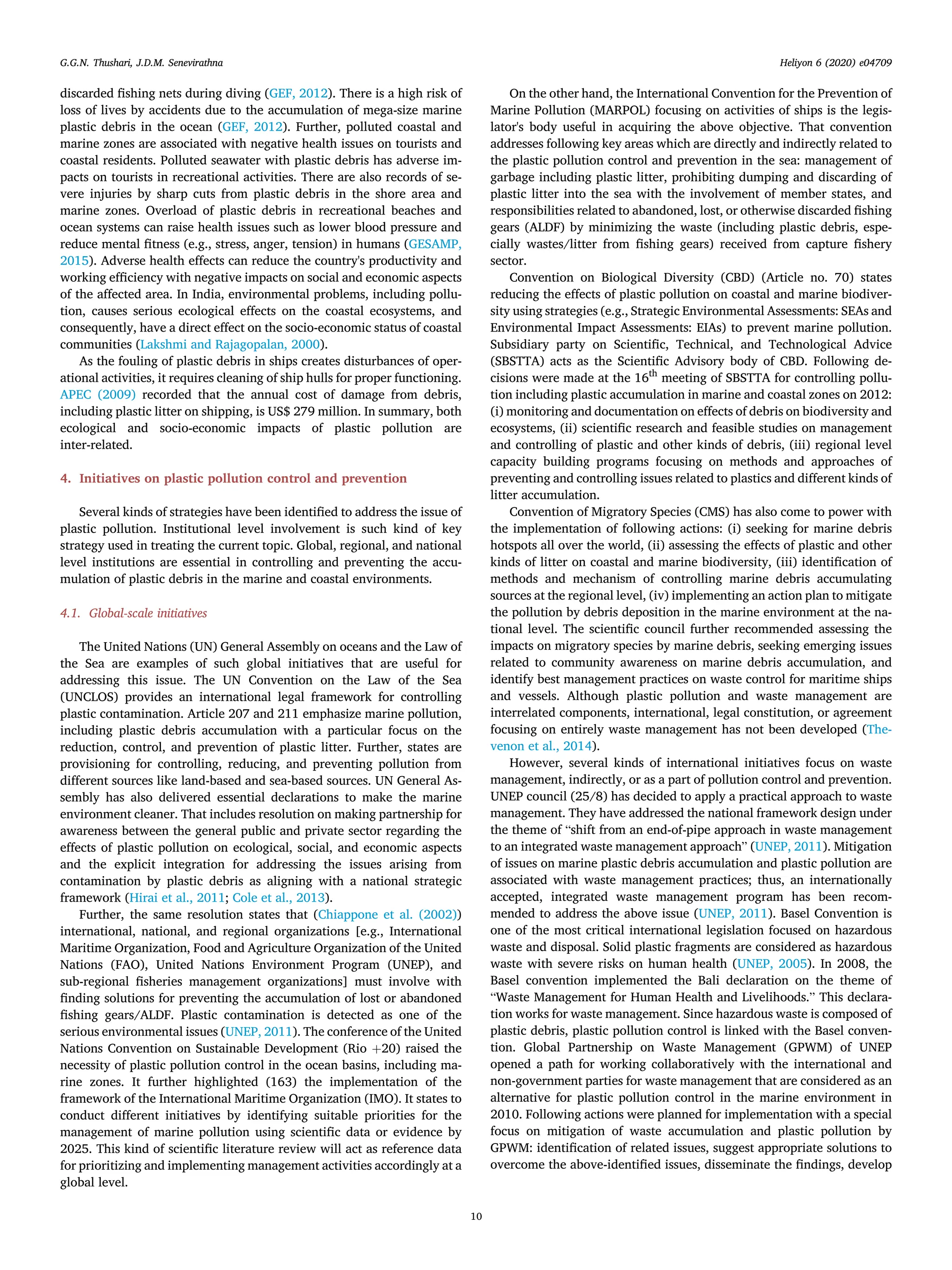 Plastic_pollution_in_the_marine_environment (1).pdf