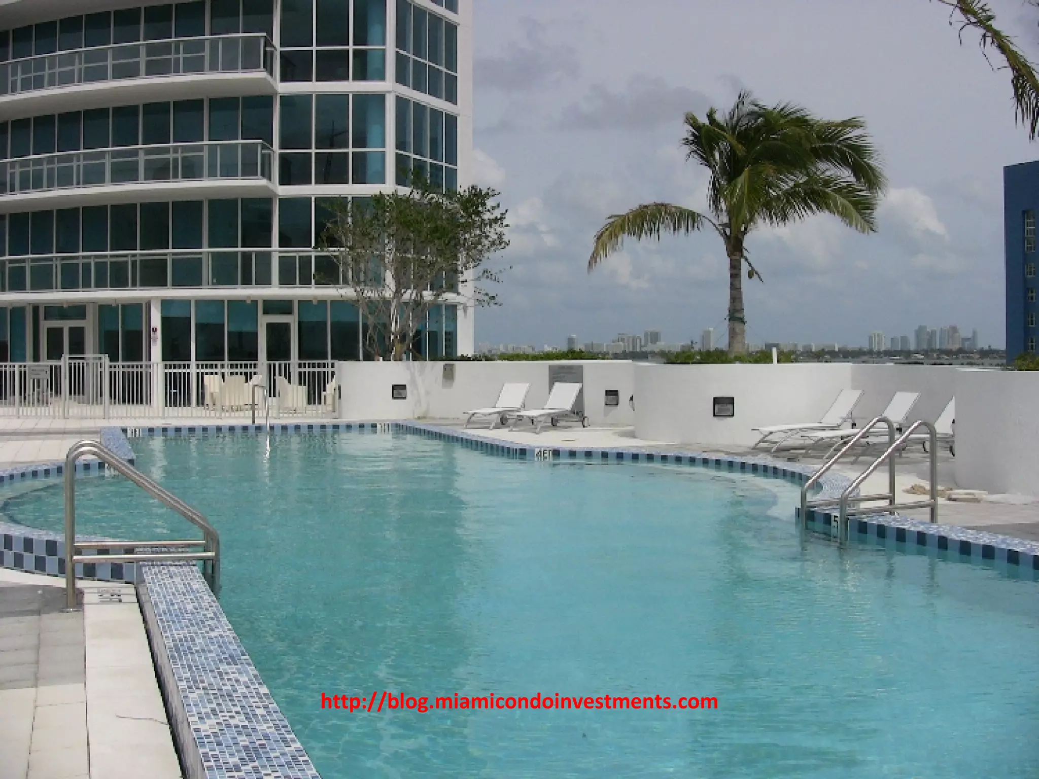 Platinum Condominium Pool Deck | PPT