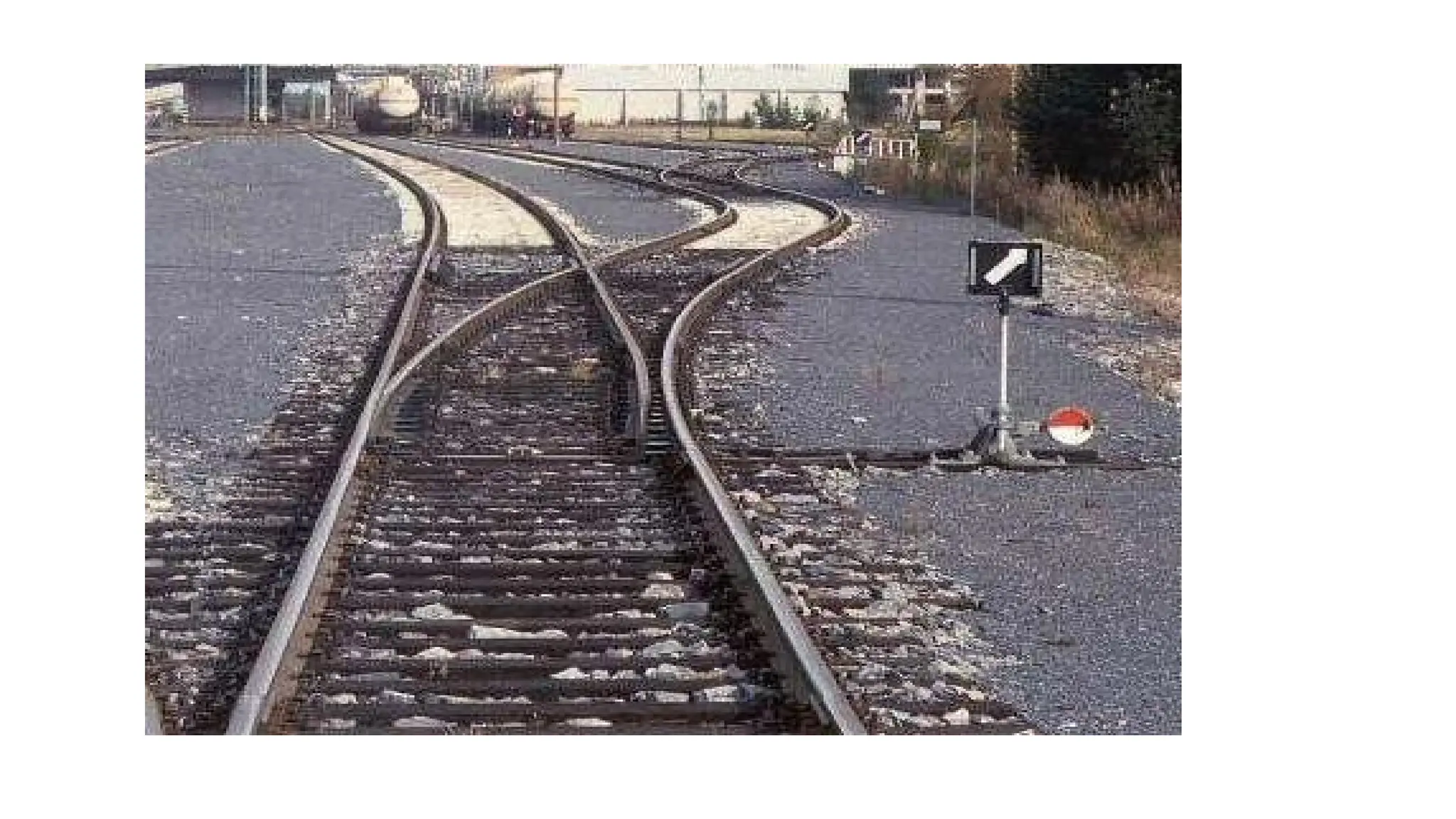 turnouts- points and crossing.pptx Railway | PPTX