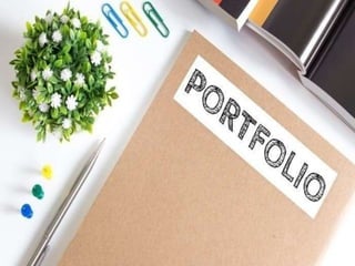 Portfolios in Education | PPTX