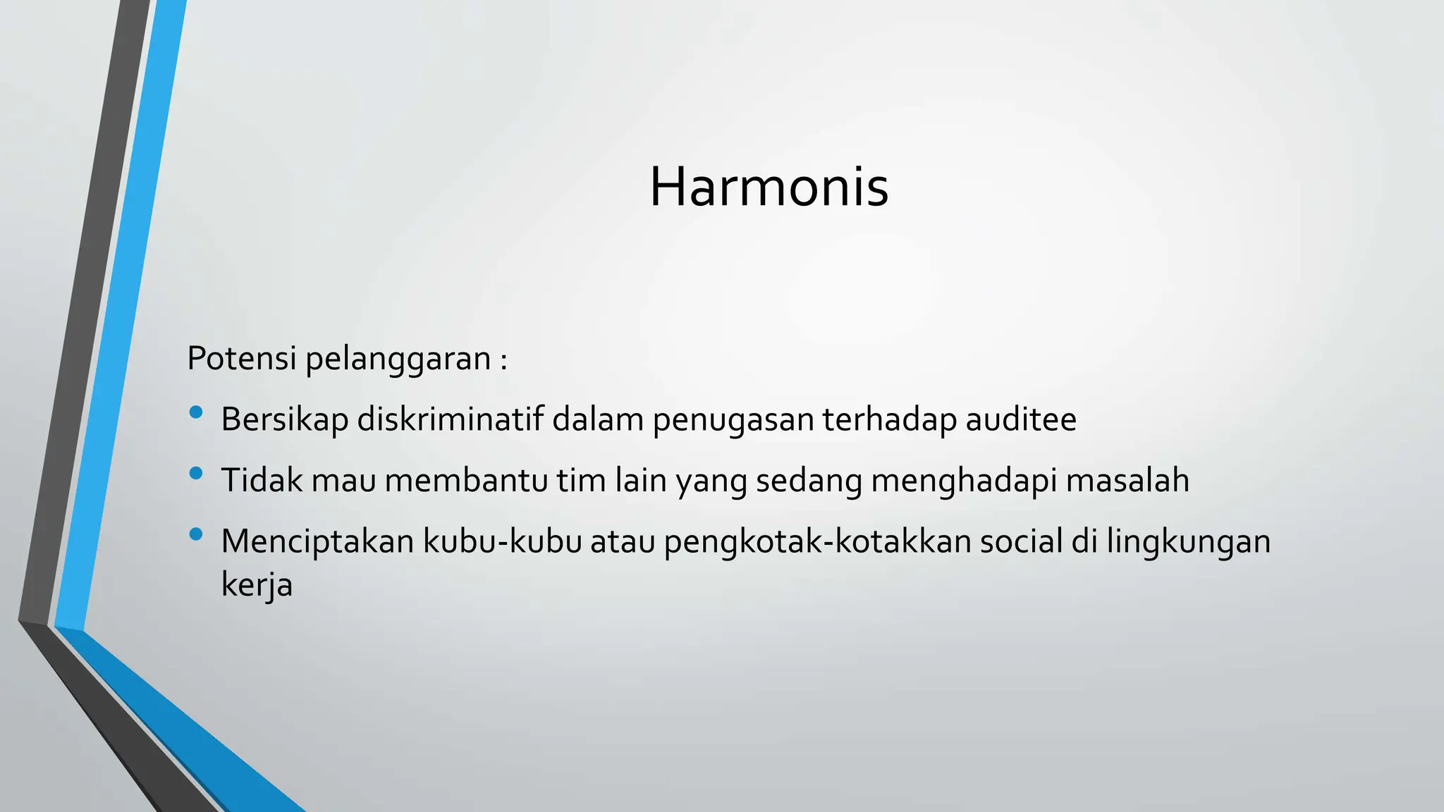 Potensi Pelanggaran Panduan Perilaku Core Values ASN BerAKHLAK.pptx