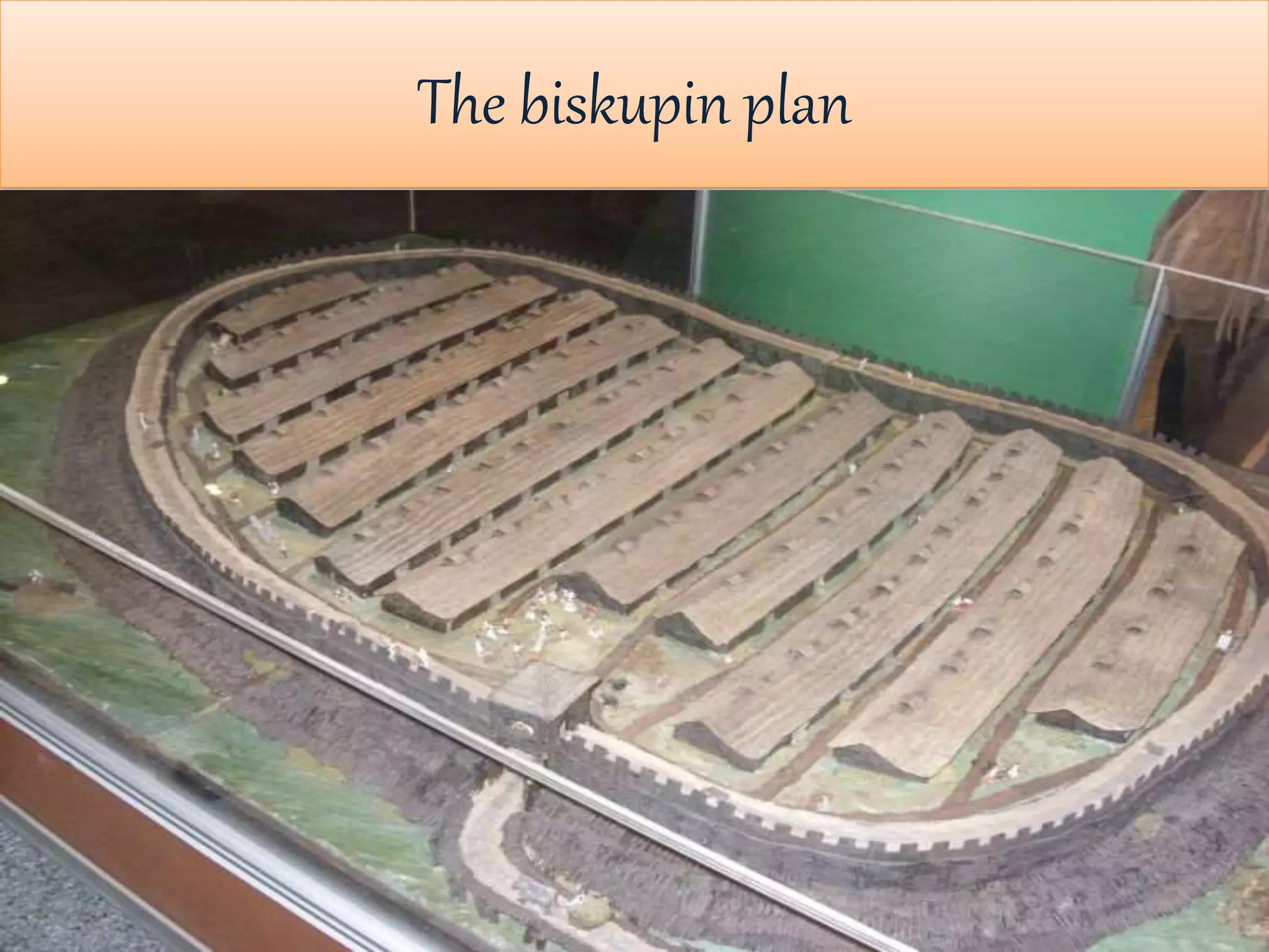 Pre history of architecture and biskupin | PPTX