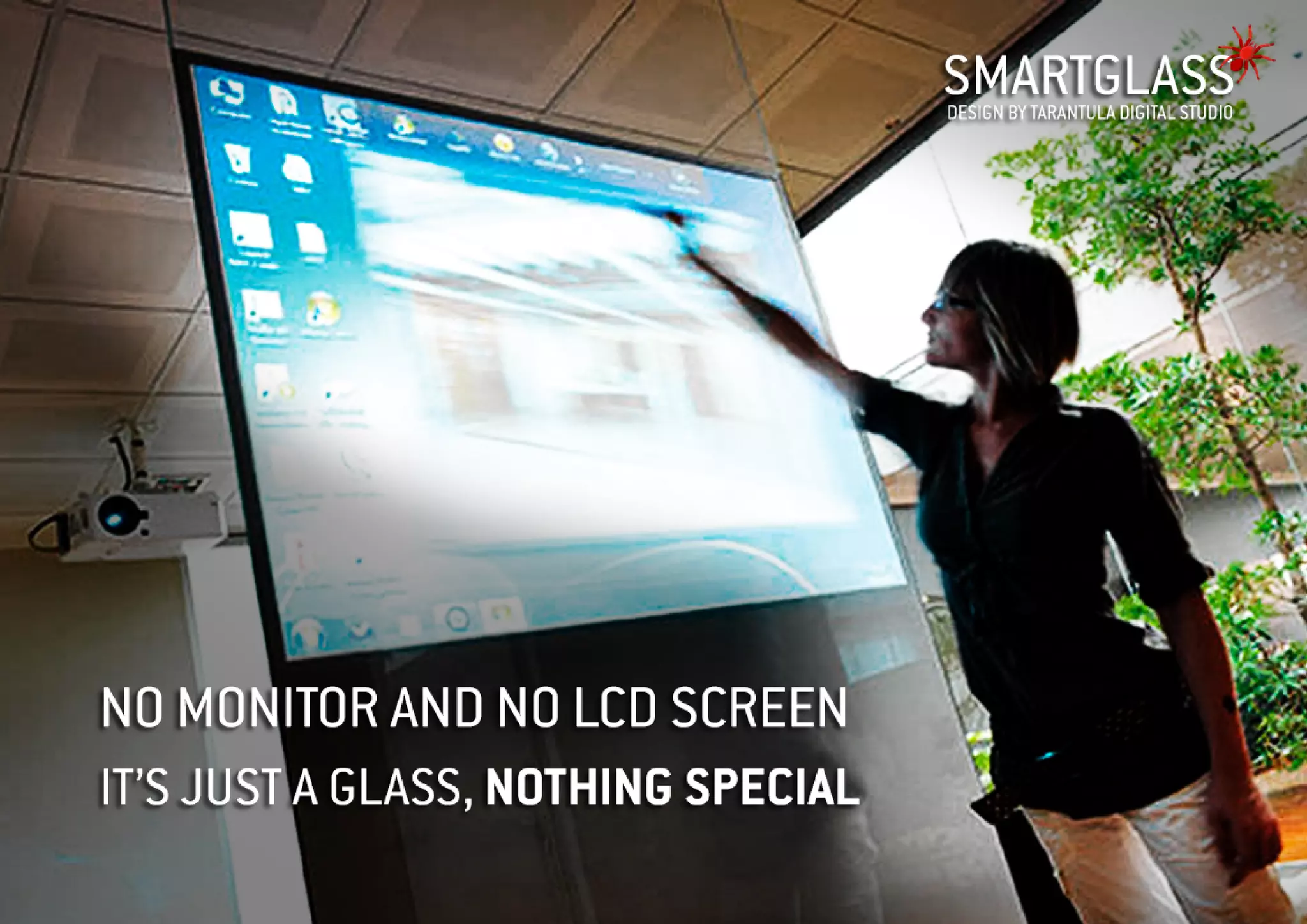 Presentasi SmartGlass Large HD Touchscreen | PPT