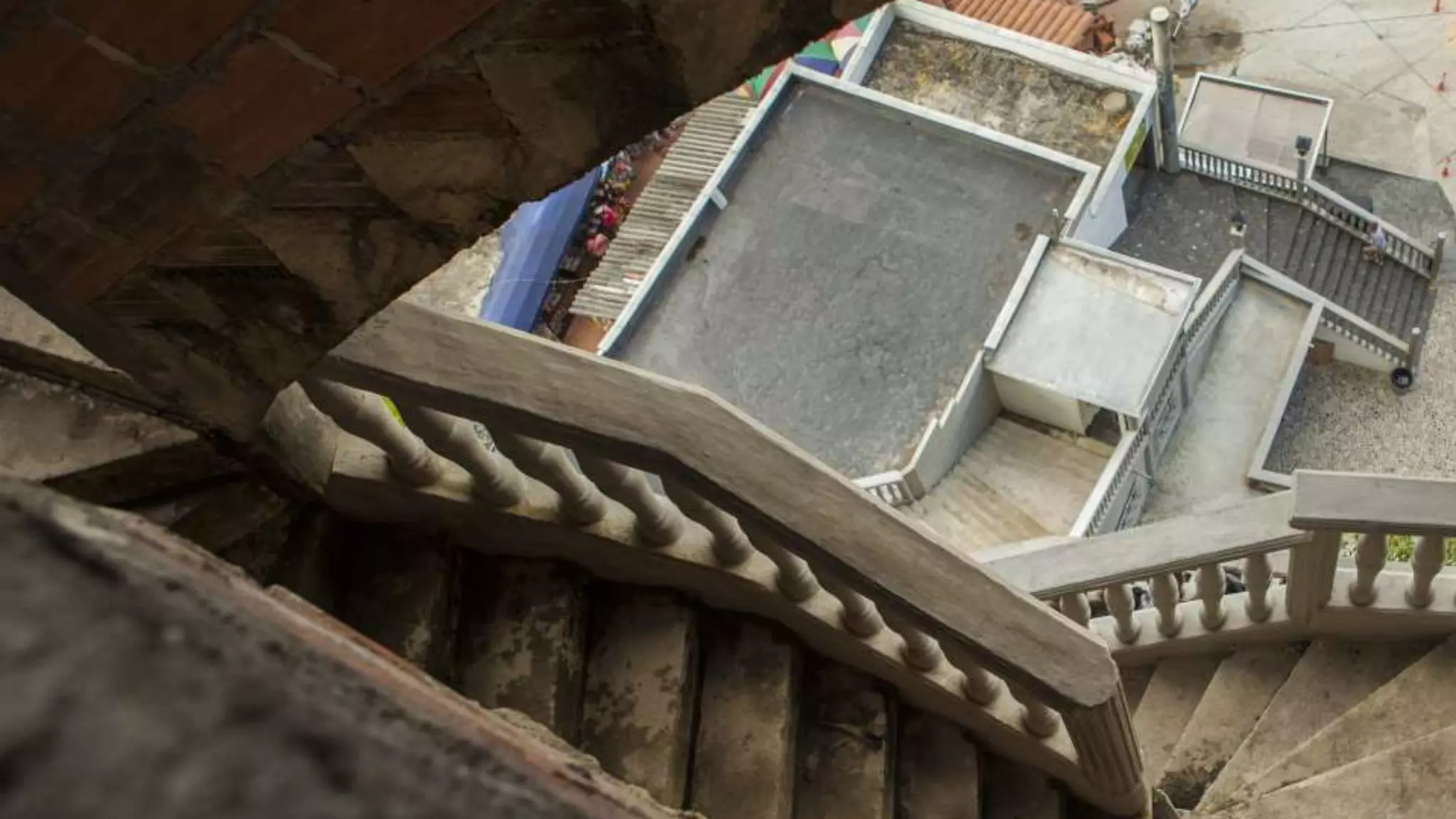 TMP100 U02: Perspective | PPTX | 3-D Graphics | Computer Software and Applications