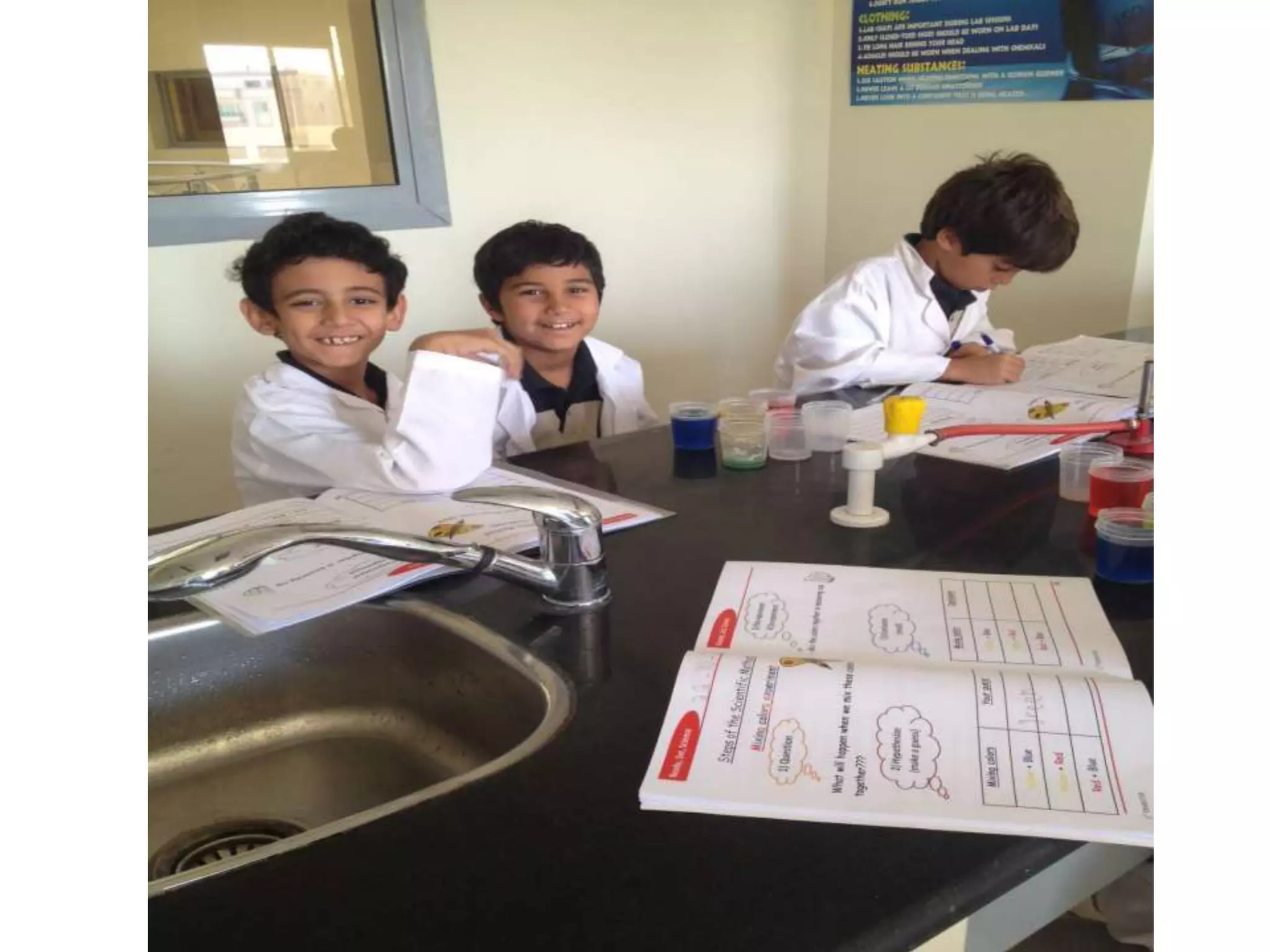 Mixing colors experiment | PPTX