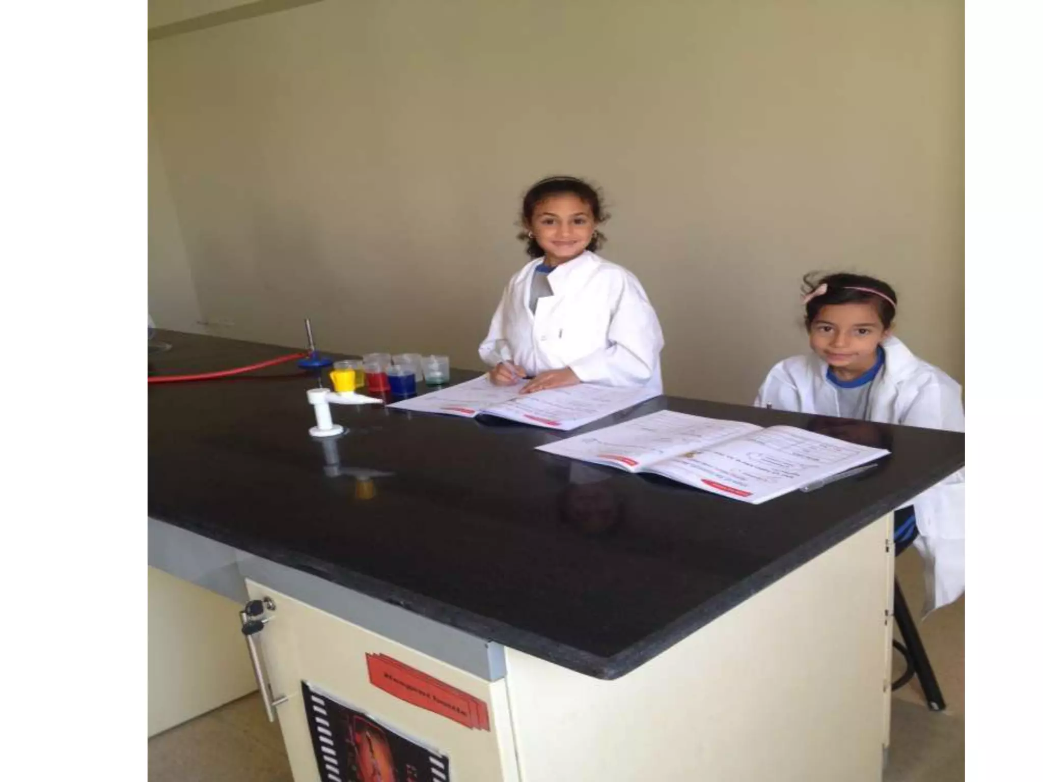 Mixing colors experiment | PPTX