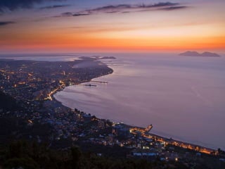 Turizmi bregdetar ne Shqiperi | PPTX