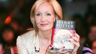 j k rowling presentation and life struggles.pptx