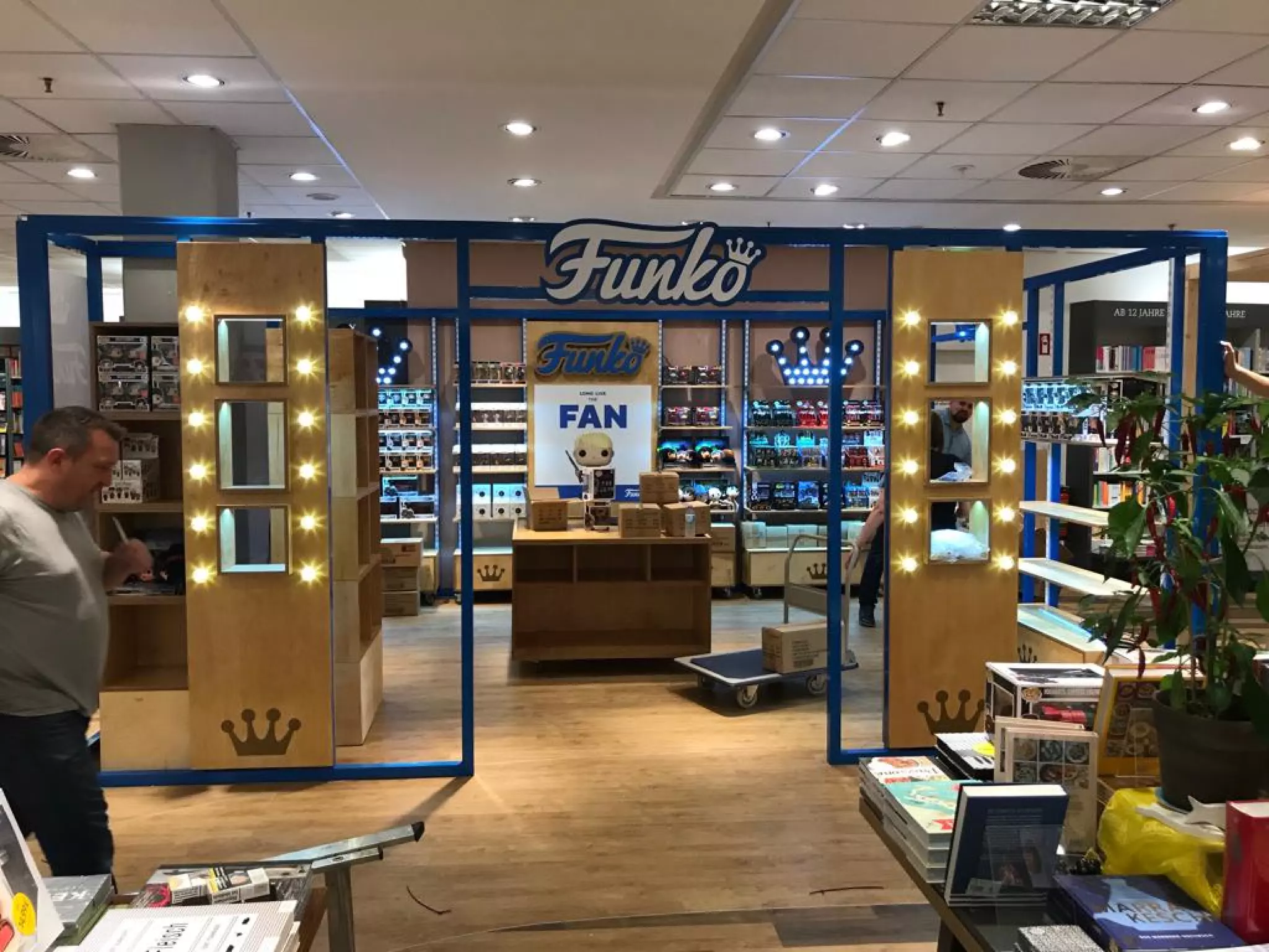 Funko Hamburg Thalia Store | PDF