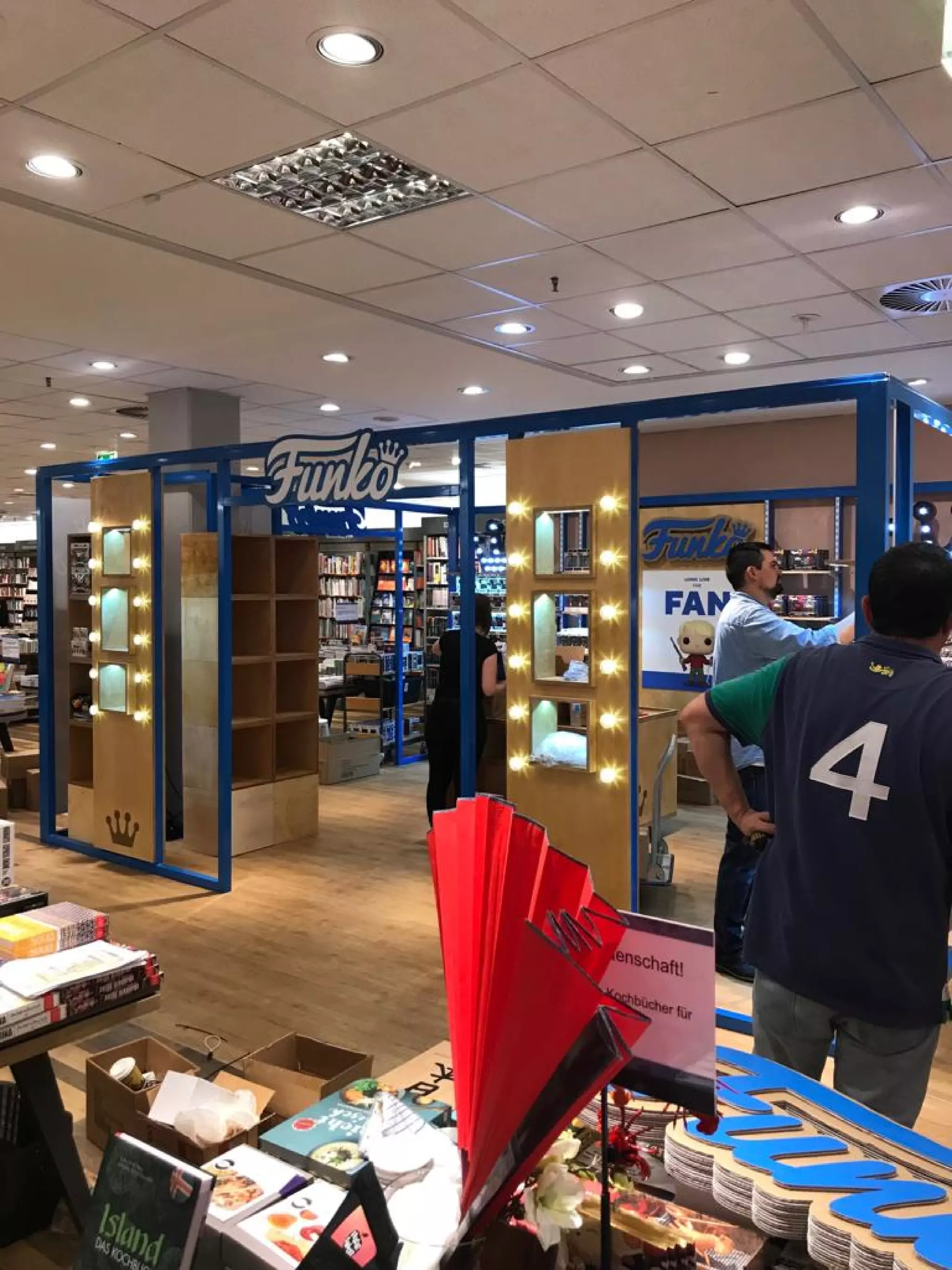 Funko Hamburg Thalia Store | PDF