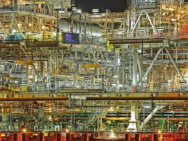 Forging a (ehealth) health Information System - A Multi-Axial enterprise approach | PPT