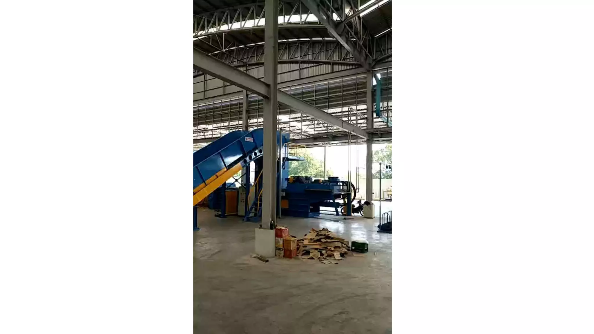 LIK SANG Presentation (waste paper baler) worldwide | PPTX