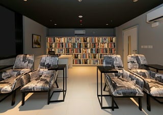 Prestige Maple Heights at Bannerghatta Bangalore - Brochure.pdf