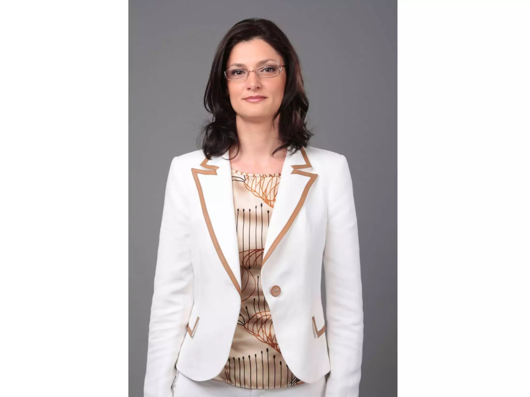 Profil Ramona Manescu | PPT