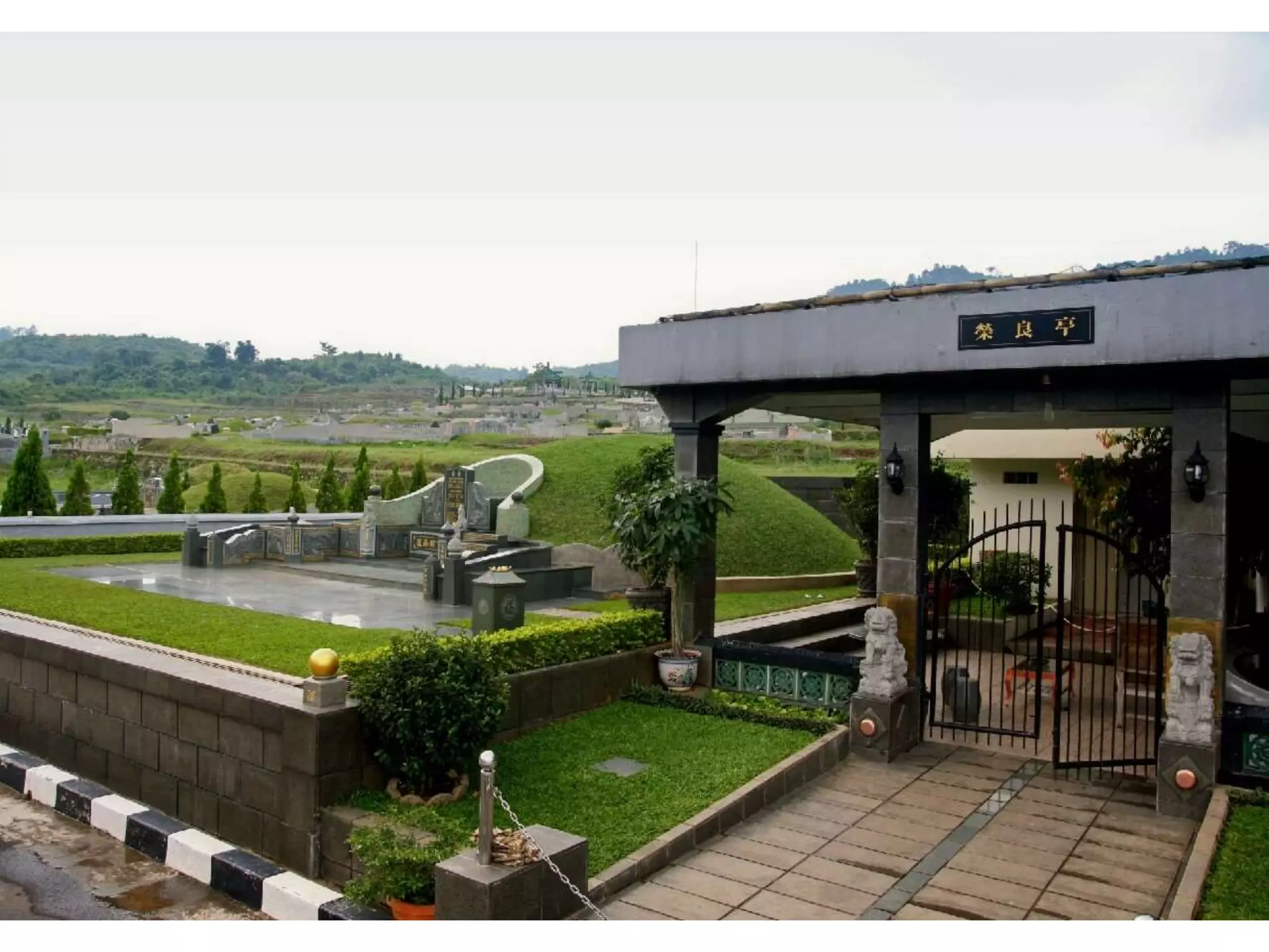 Ragam dan model makam heaven memorial park | PPT