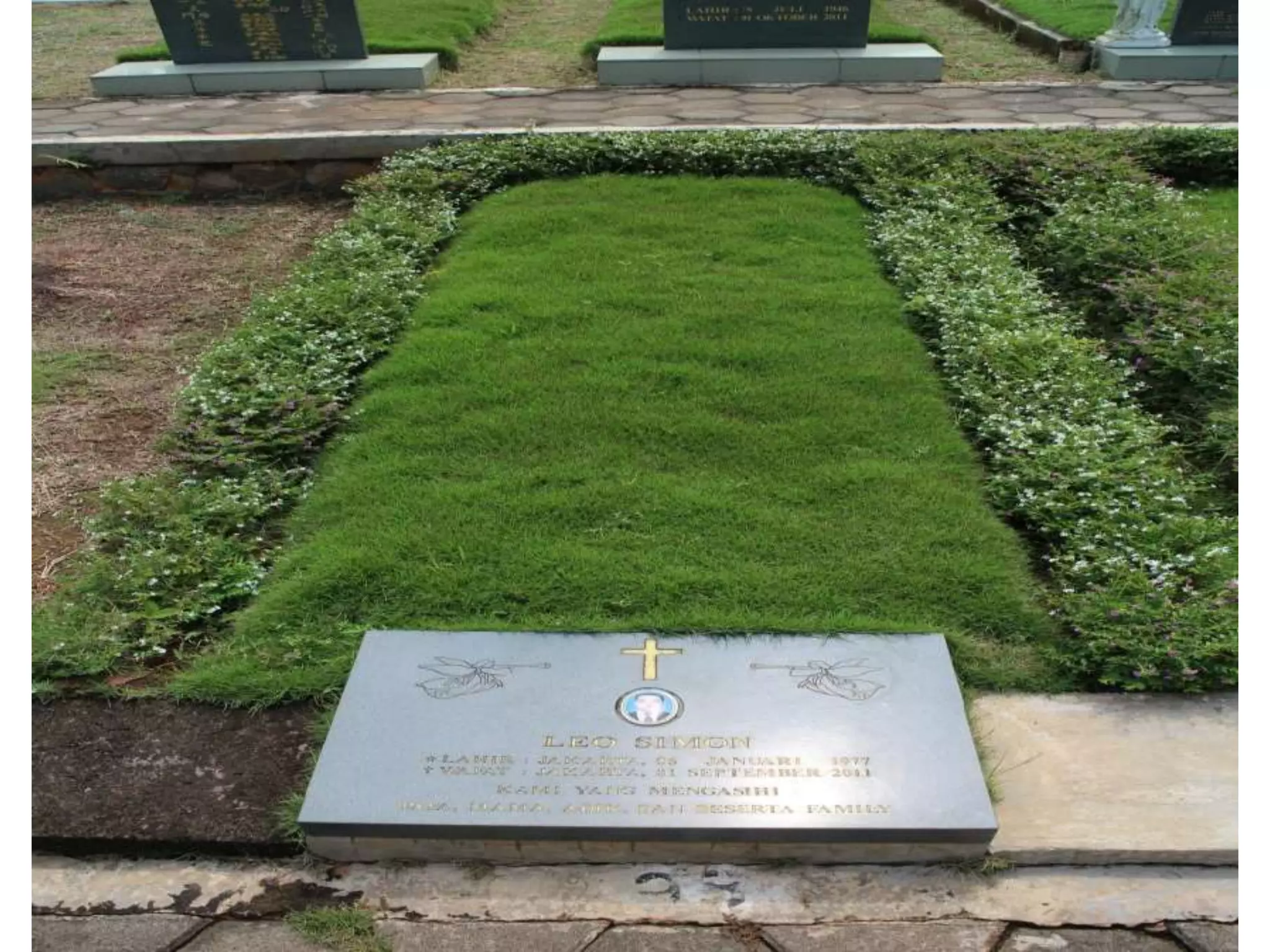 Ragam dan model makam heaven memorial park | PPT