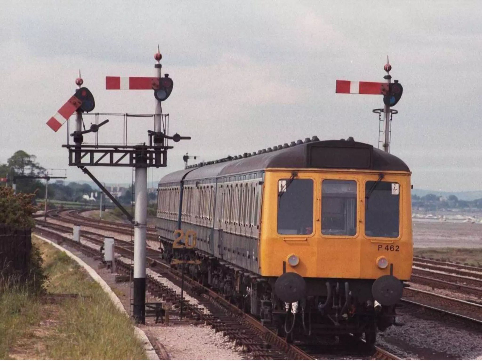 Signalling in Railways | PPTX