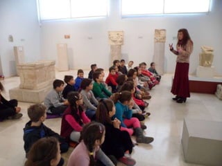 επίσκεψη στο αρχαιολογικό μουσείο πειραιά | PPTX