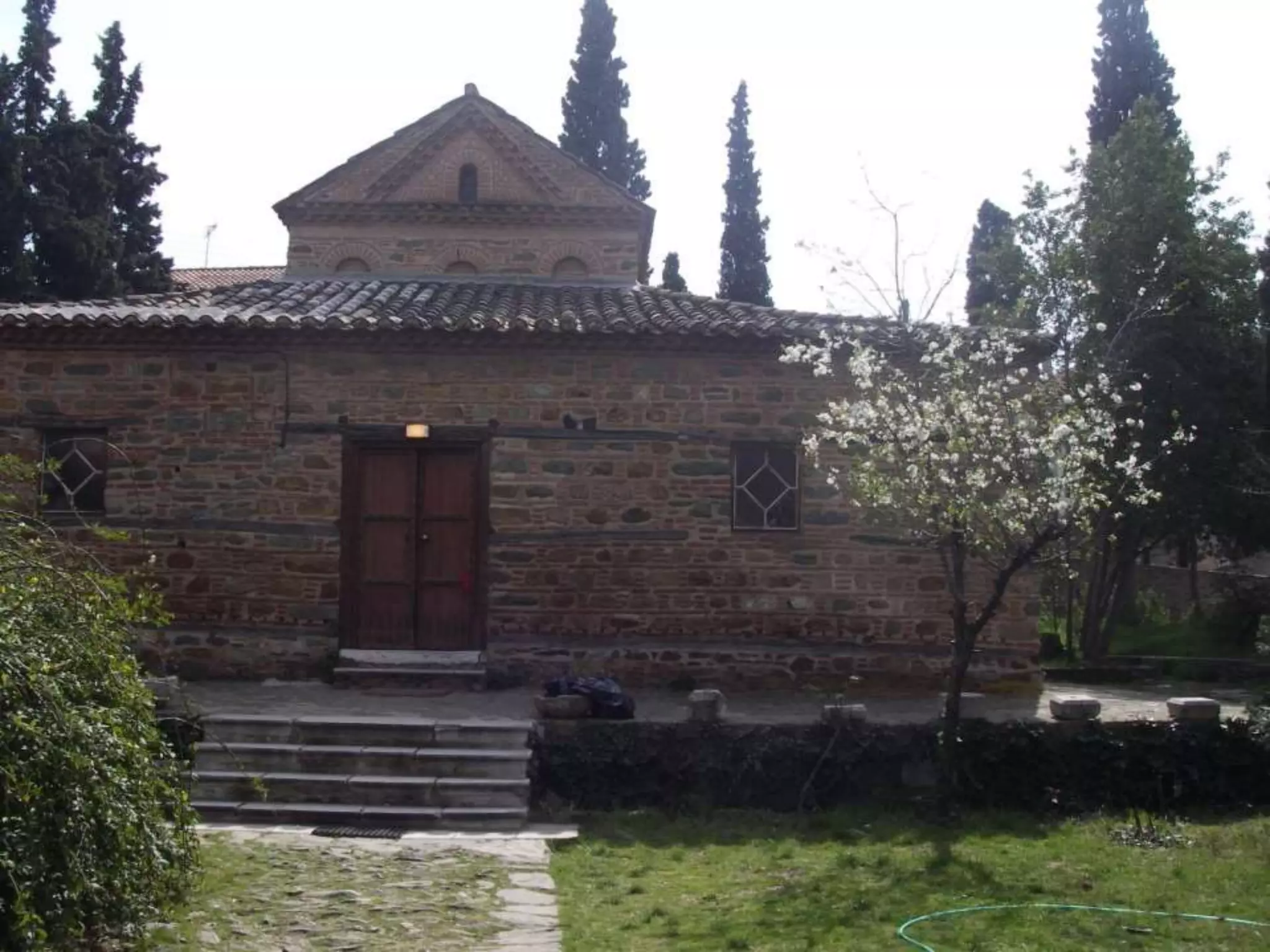 ΘΕΣΣΑΛΟΝΙΚΗ ΚΩΝΣΤΑΝΤΙΝΟΥΠΟΛΗ: ΤΟΣΟ ΜΑΚΡΙΑ......ΚΙ ΟΜΩΣ ΔΙΠΛΑ!!! | PPT
