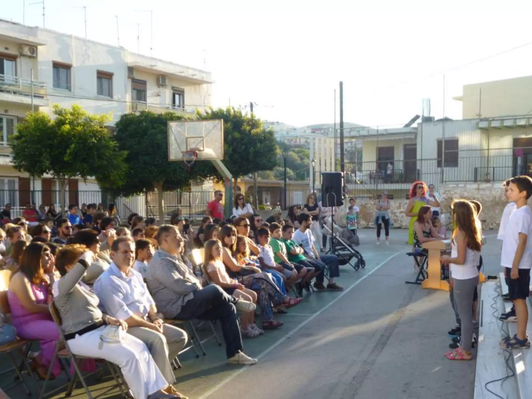 Ο ΣΥΓΓΡΑΦΕΑΣ ΒΑΓΓΕΛΗΣ ΗΛΙΟΠΟΥΛΟΣ ΣΤΟ ΣΧΟΛΕΙΟ ΜΑΣ ΣΤΑ ΠΛΑΙΣΙΑ ...