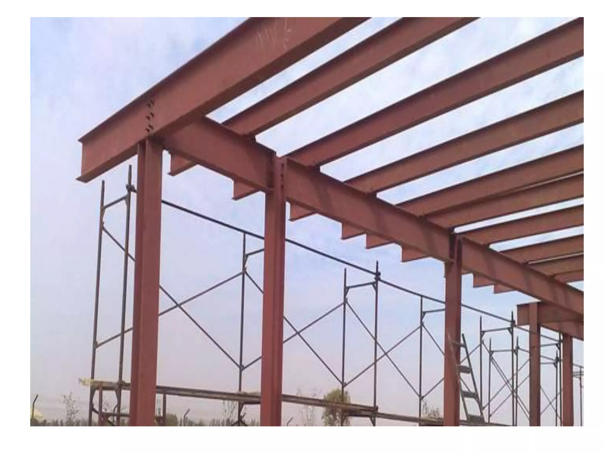 أعمال الانشاءات المعدنية - Steel Structure Works | PPTX