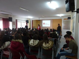 προγραμμα παροχησ πρωτων βοηθειων ελληνικου ερυθρου σταυρου | PPT