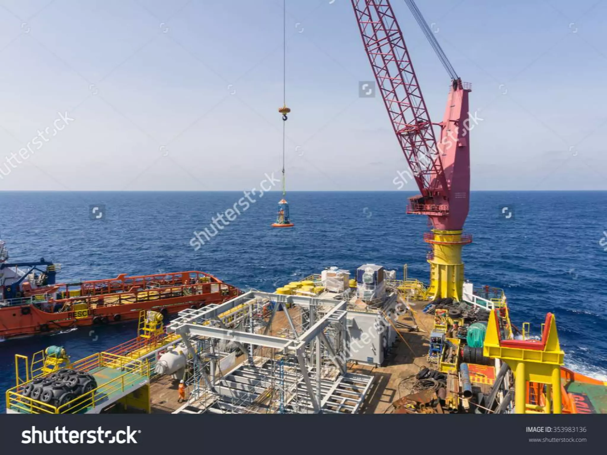 أعمال الانشاءات البحرية - Offshore Structure Works | PPTX