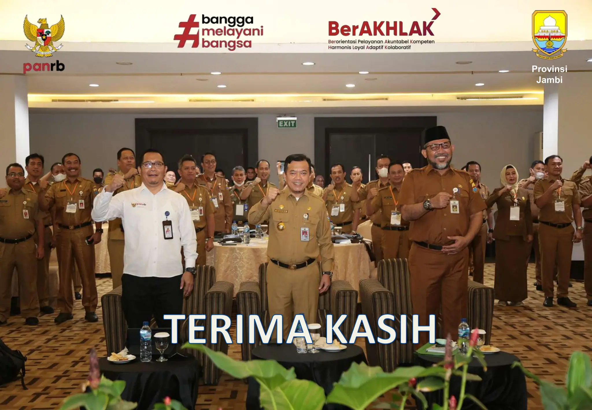 PRESENTASI EVALUASI SAKIP OPD - 2024 (1).pptx