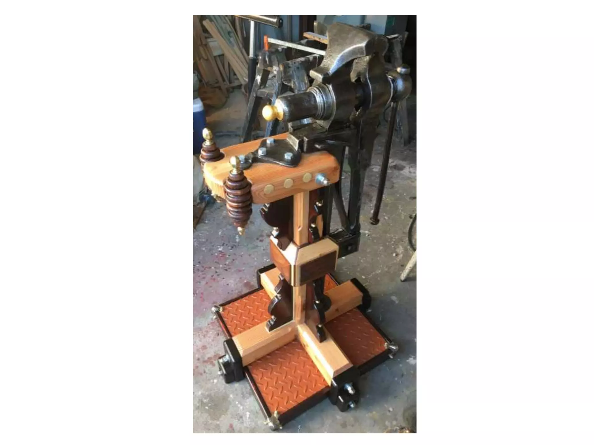 Restored circa 1850 Peter Wright Leg Vise and NEW mount base I built. | PPTX