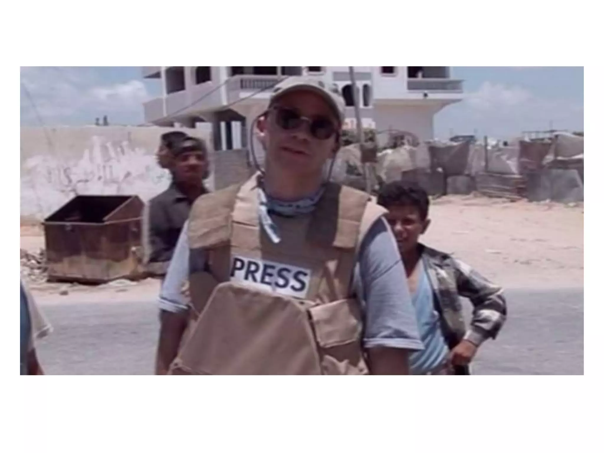 Risk Taker Media Maker Lighting Pres Powerpoint | PPTX