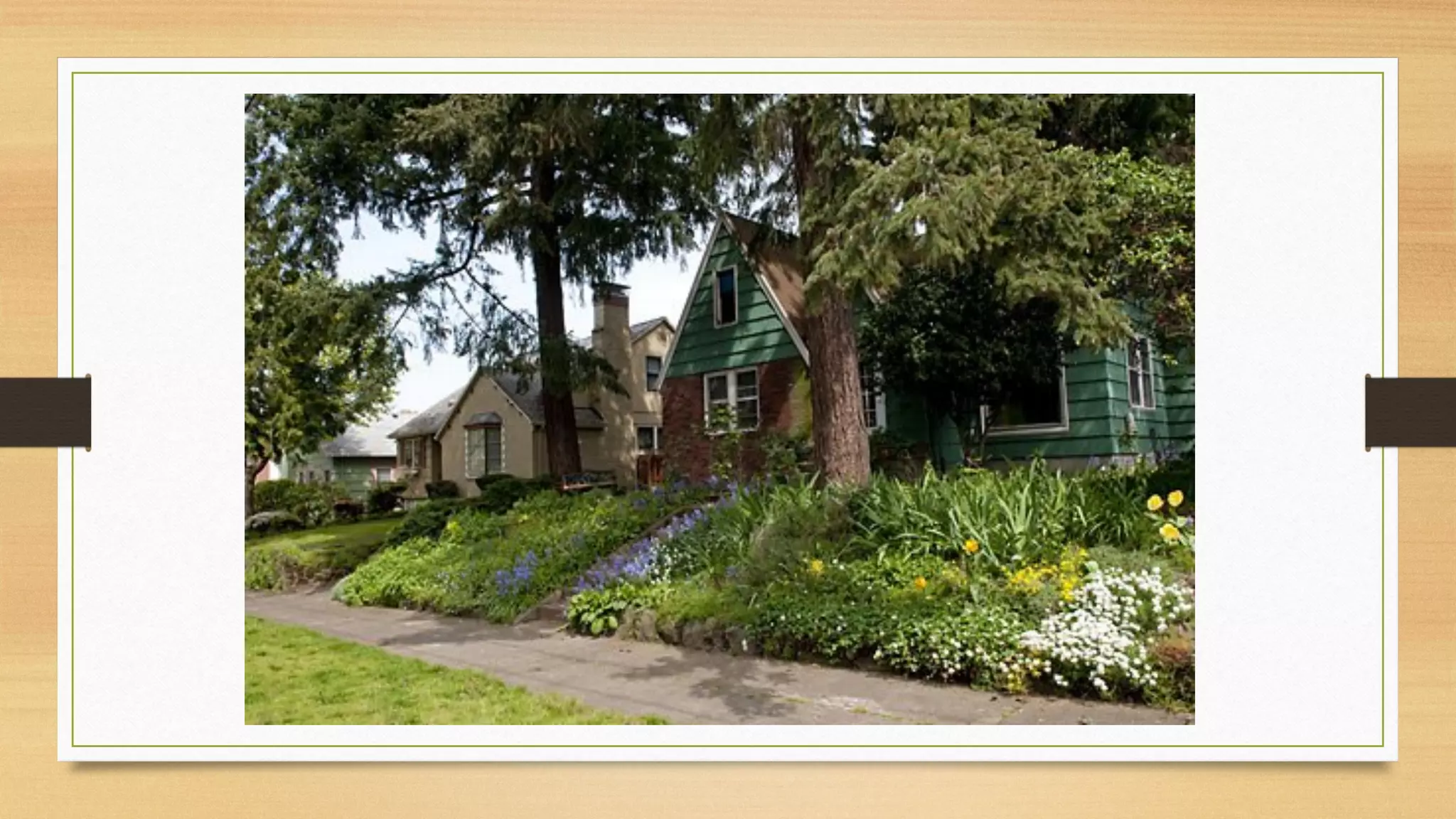 Robyn Sayer - Naturescaping - Restoration Ecology presentation | PPT