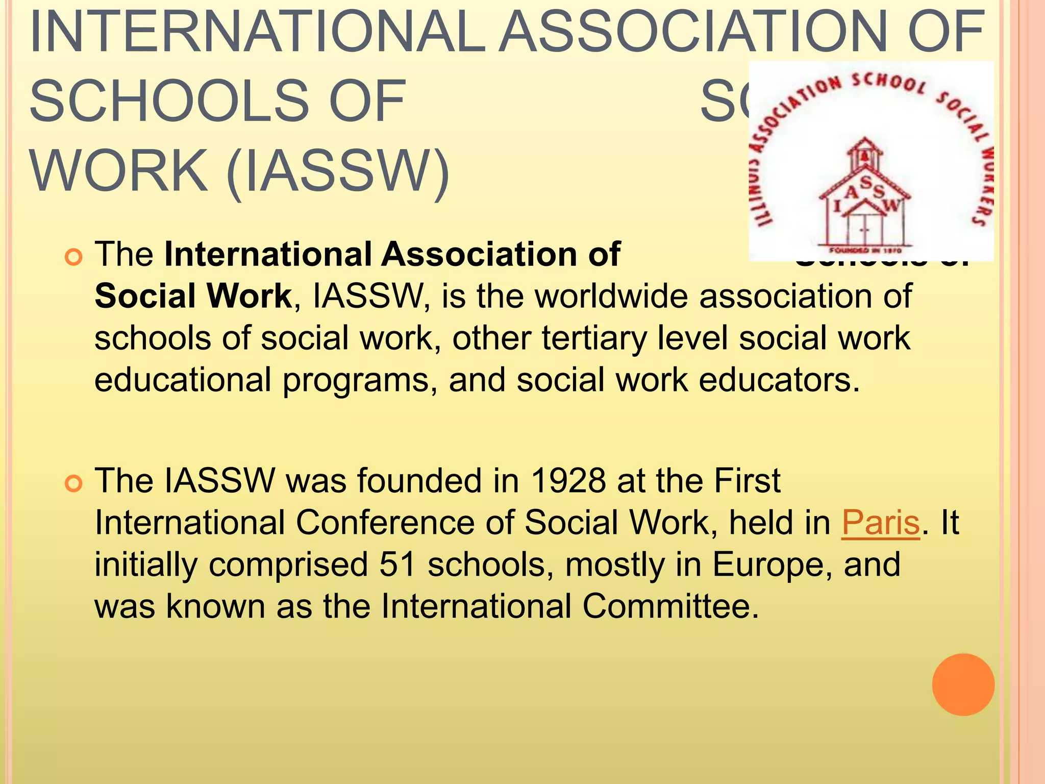 Role of social workers asociations | PPTX