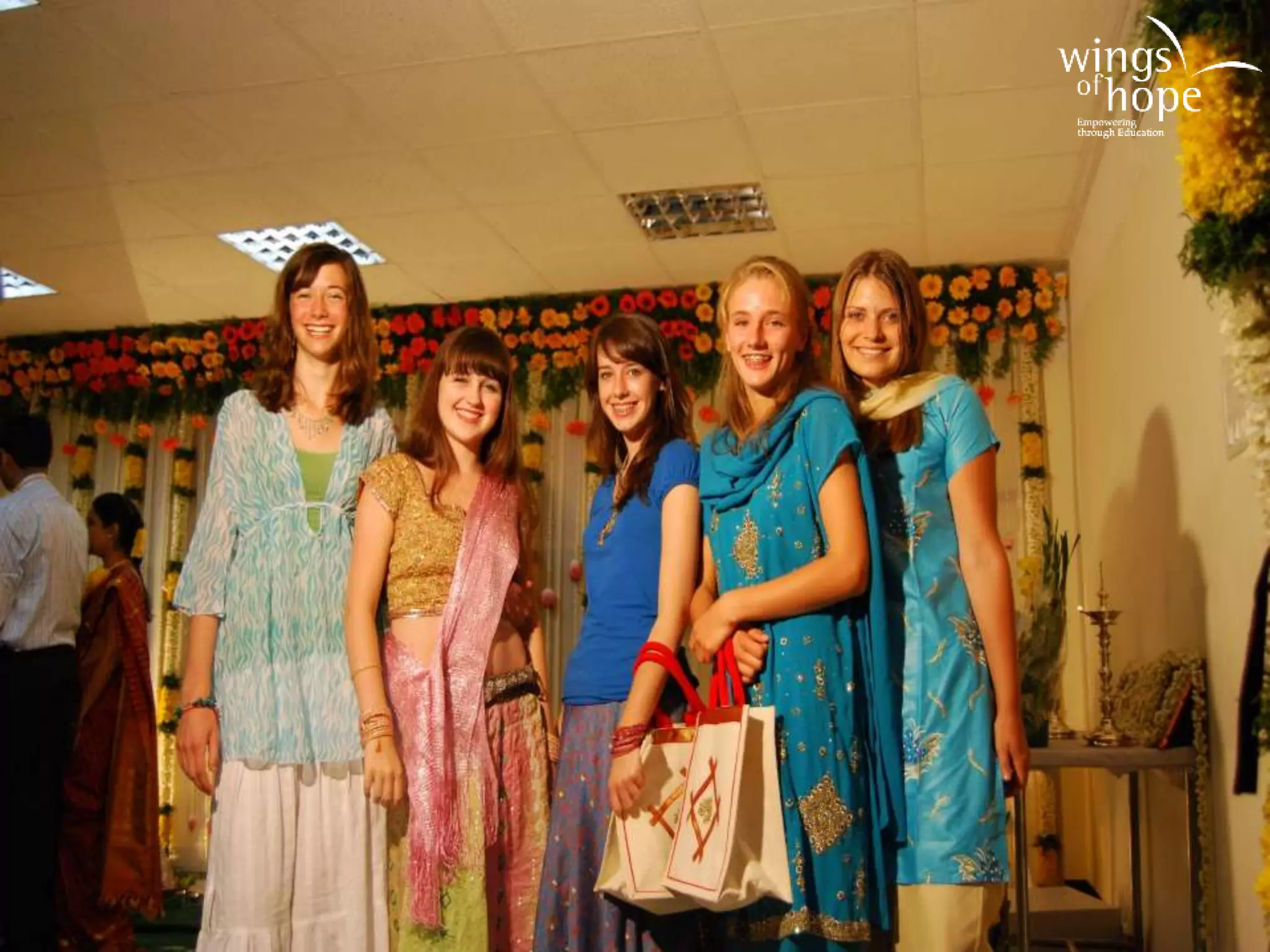 WOHAA Event Rolling Slideshow | PPT