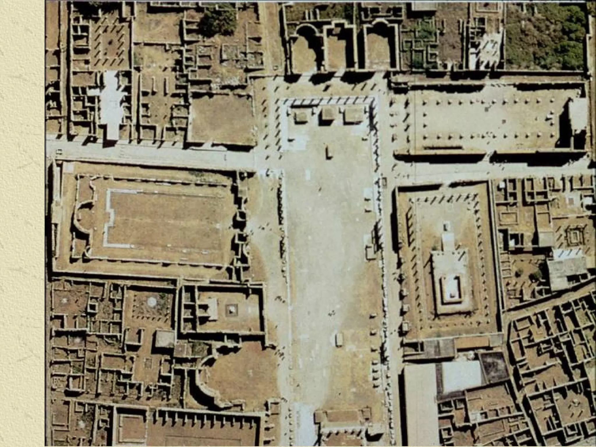 Roman town planning | PPT