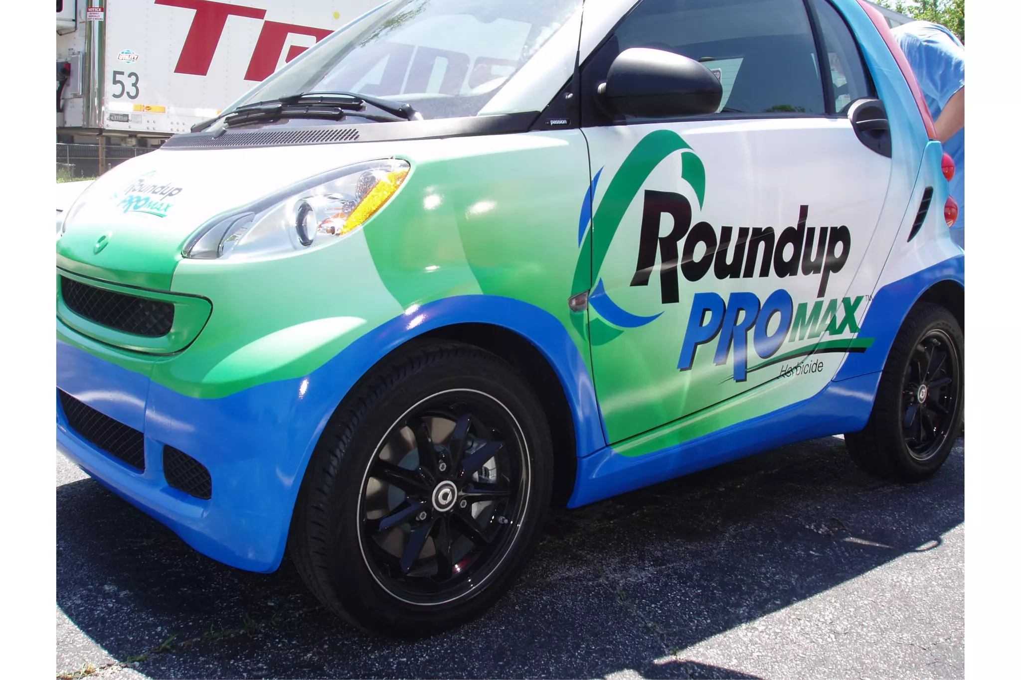 Roundup Smart Car | PPT