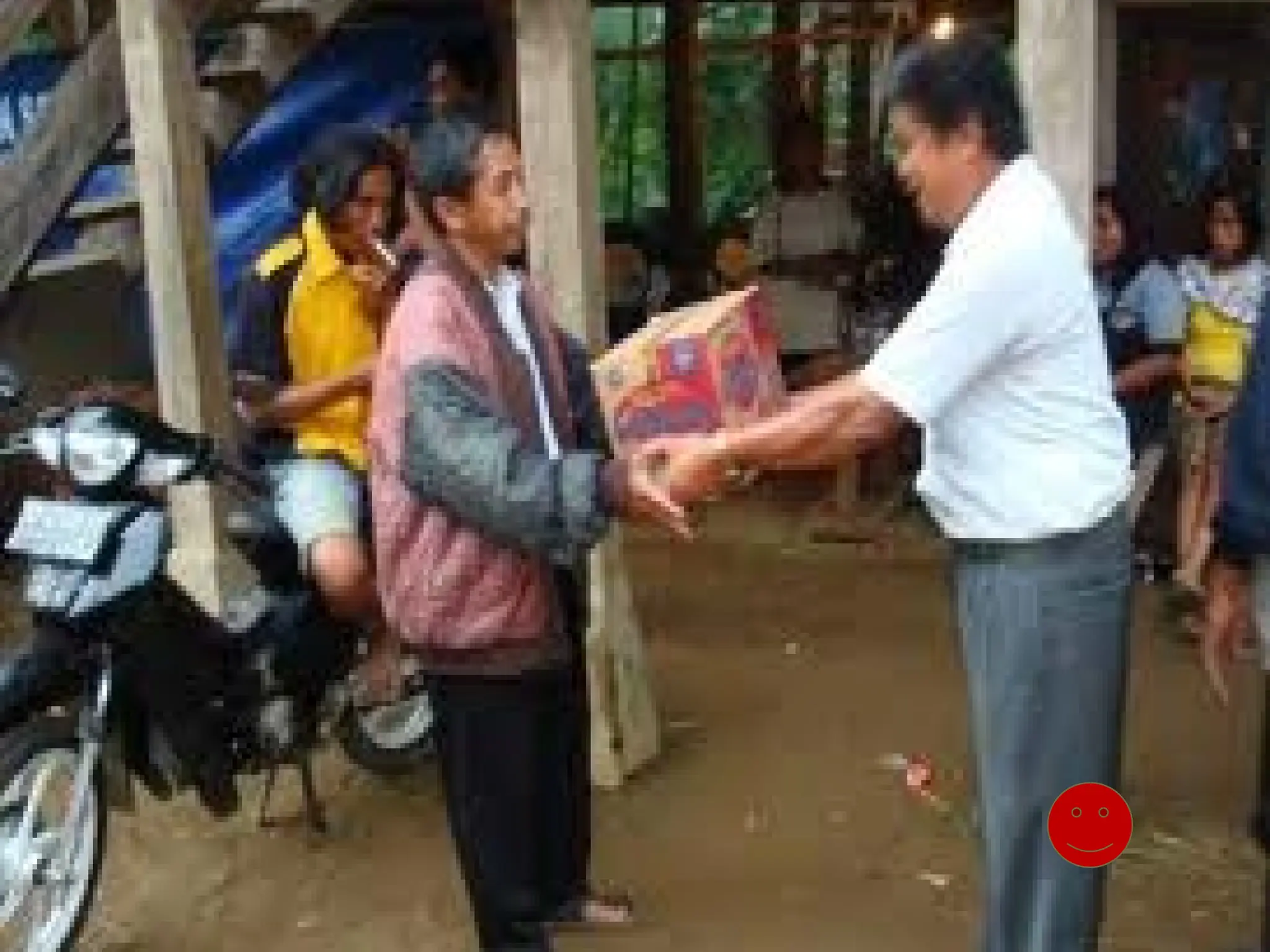 RUPA-RUPA KARUNIA ROH KUDUS.pptxTritunggal Maha Kudus: Satu Allah, tiga ...