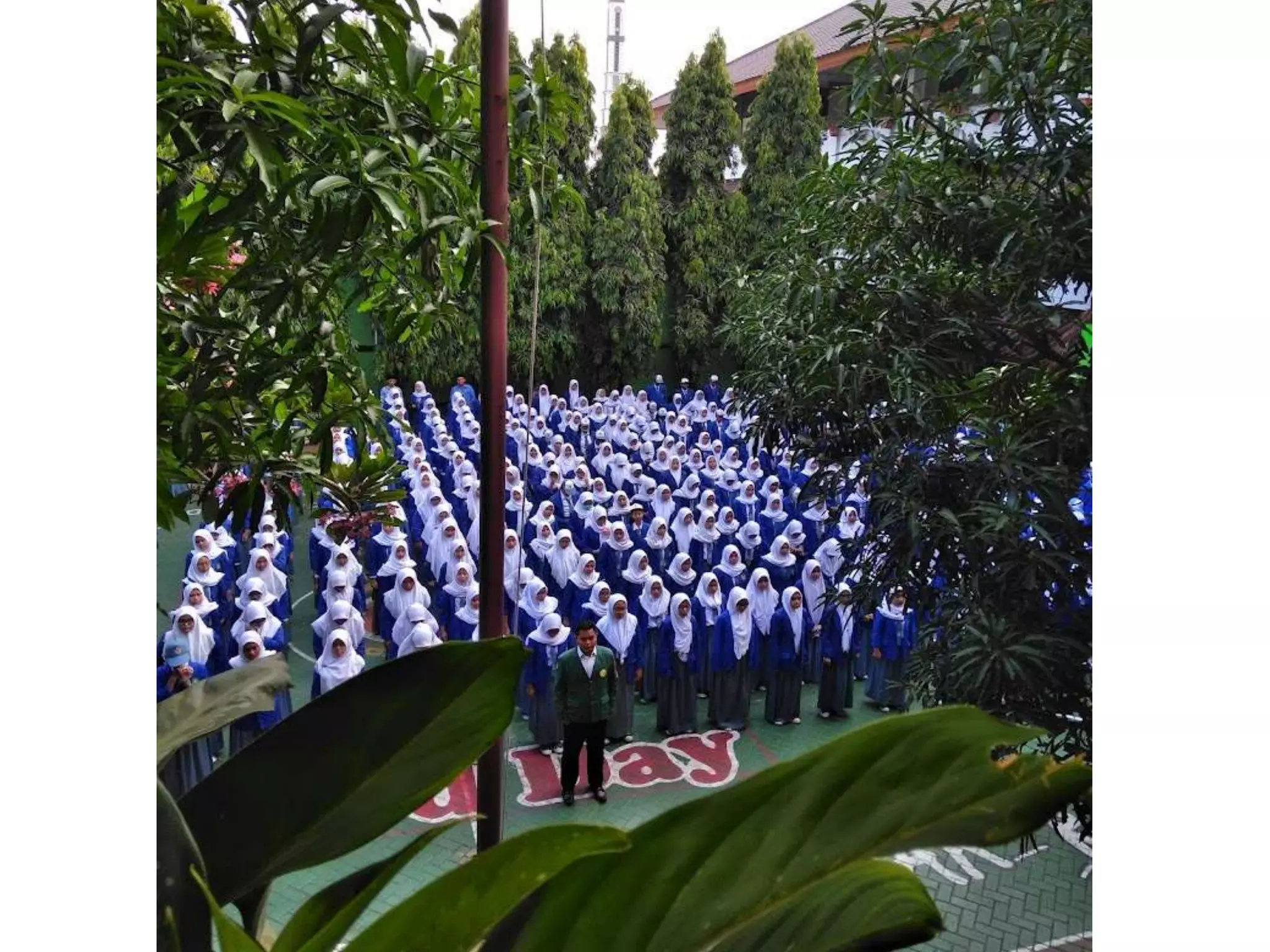 SCHOOL BRANDING SMKN 29 JAKARTA.pptx