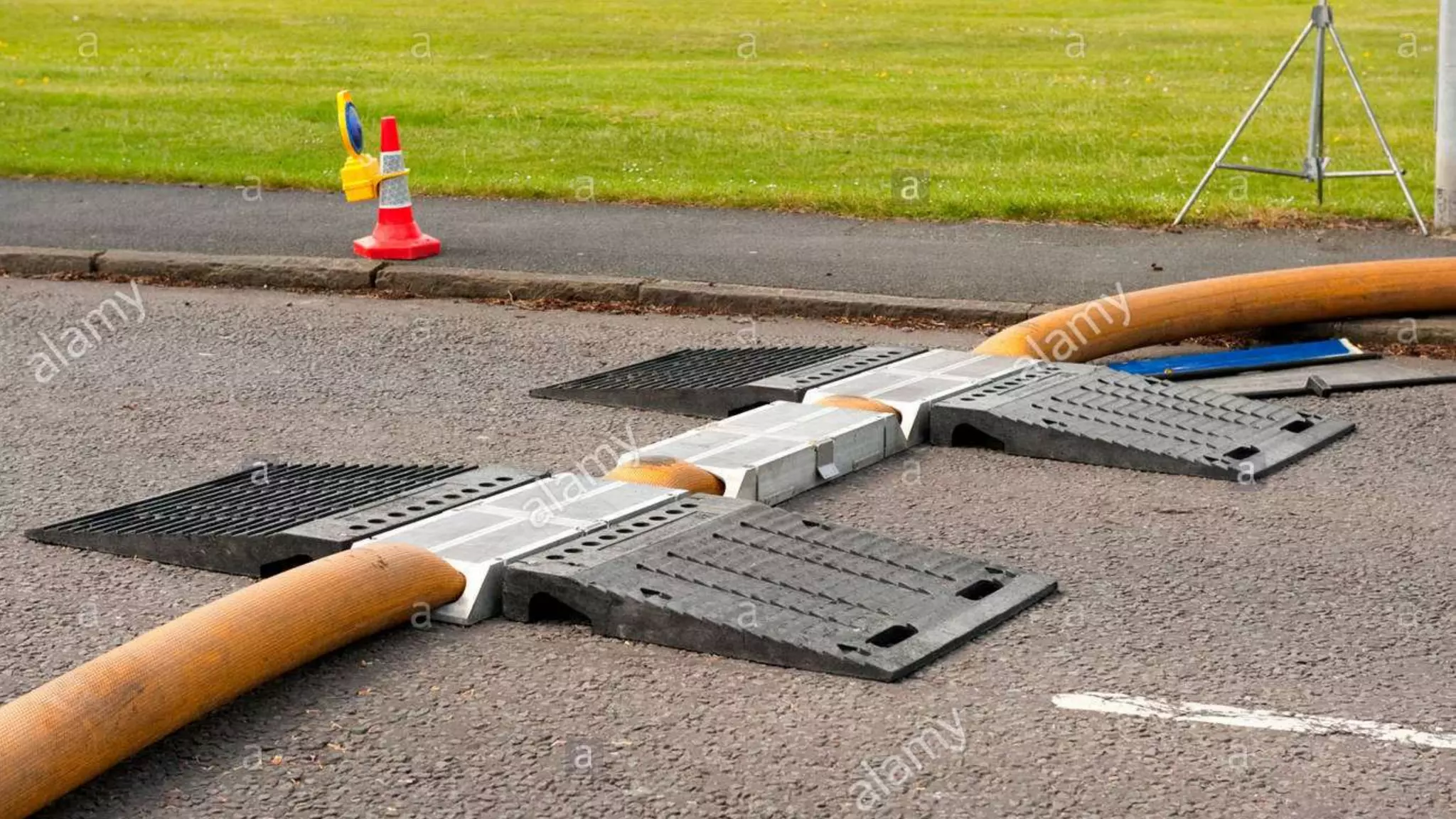 FIRE WATER HOSE I ITS PART l HOSE CONNECTION I HOSE LAYING ETC | PPTX