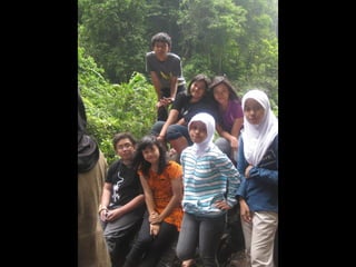 Catatan Si Ghamdan Goes to Semirang Waterfall | PDF