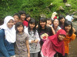 Catatan Si Ghamdan Goes to Semirang Waterfall | PDF