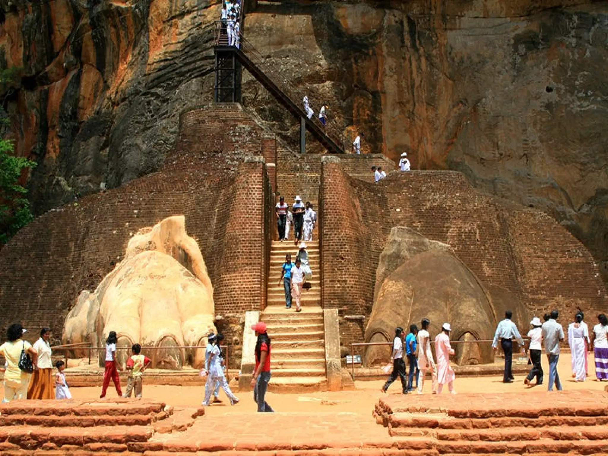 SIGIRIYA.. A wonderful place of Sri Lanka | PPS