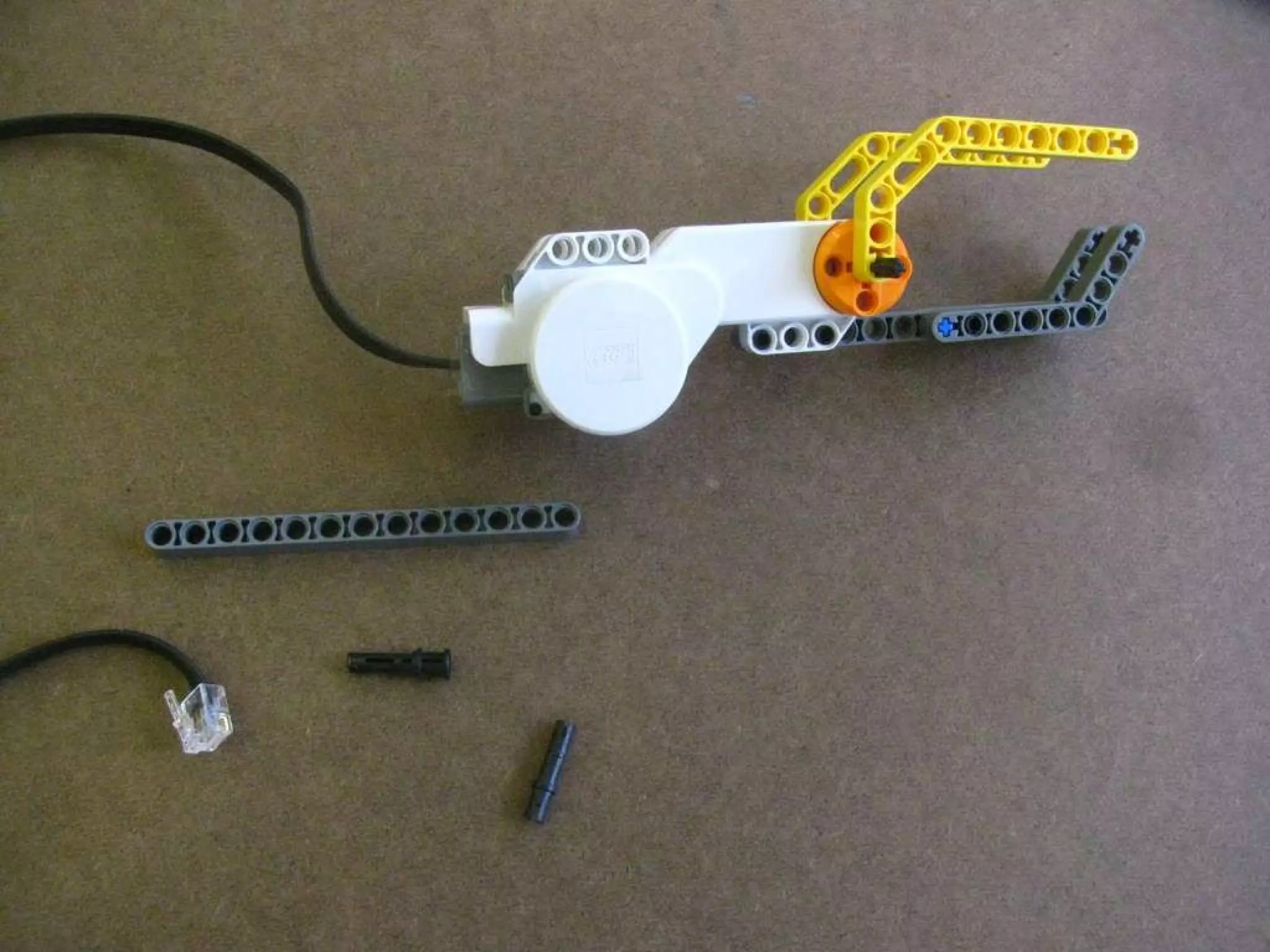 Simple Claw Mechanism | PPT