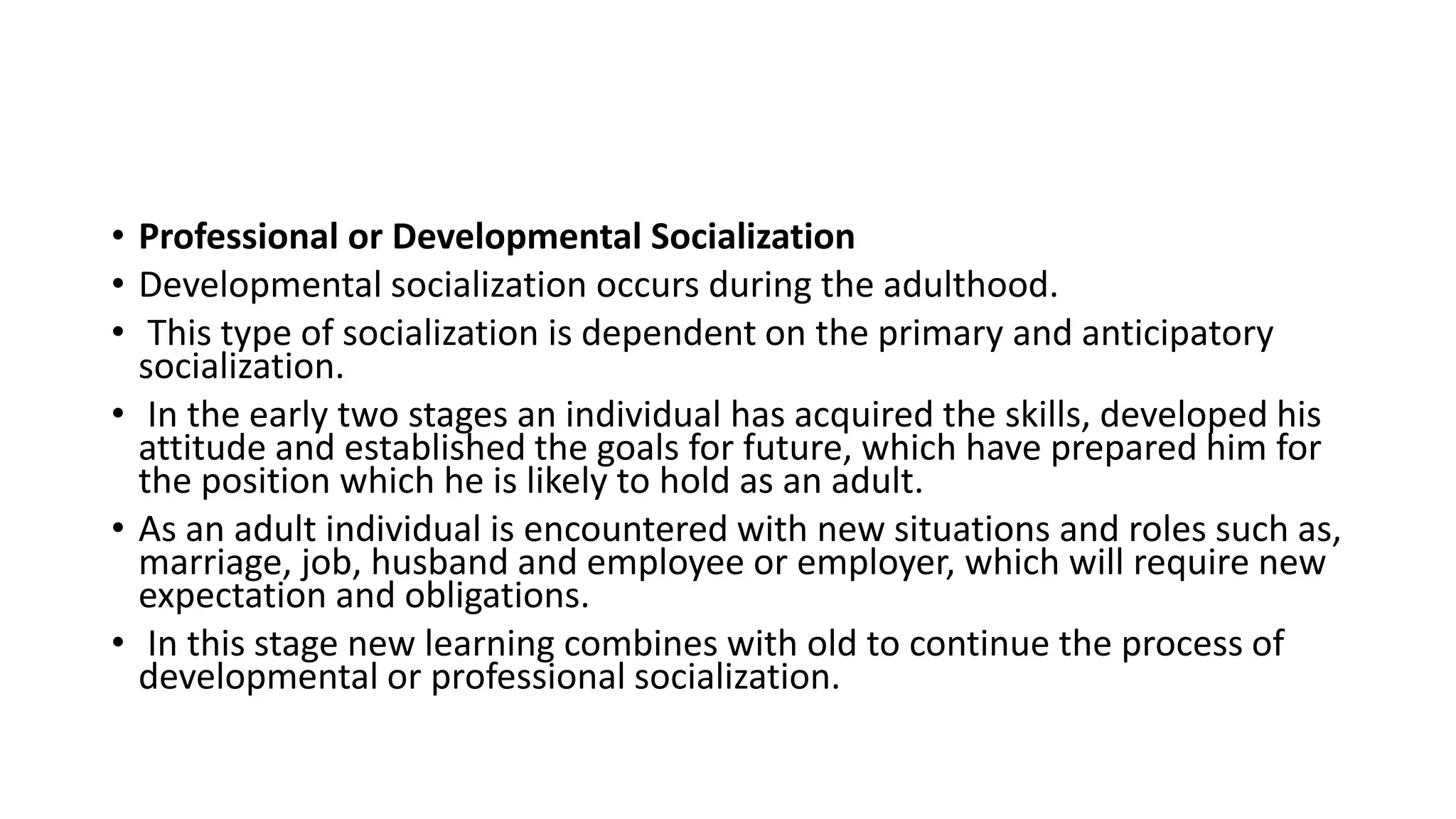 Socialization in sociology(how people learn norms and values).pptx